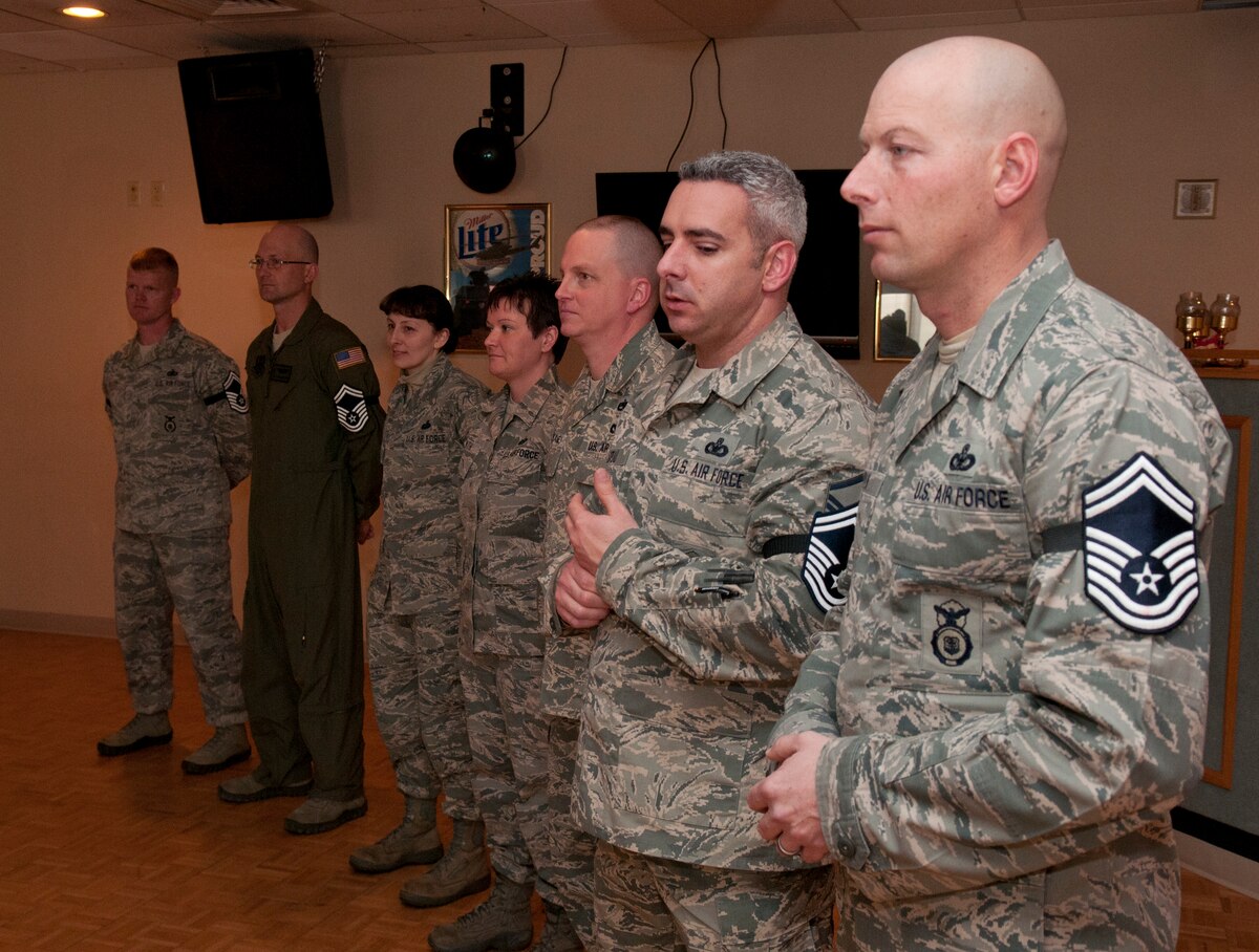 Warren congratulates senior master sergeant selectees > F.E. Warren Air ...