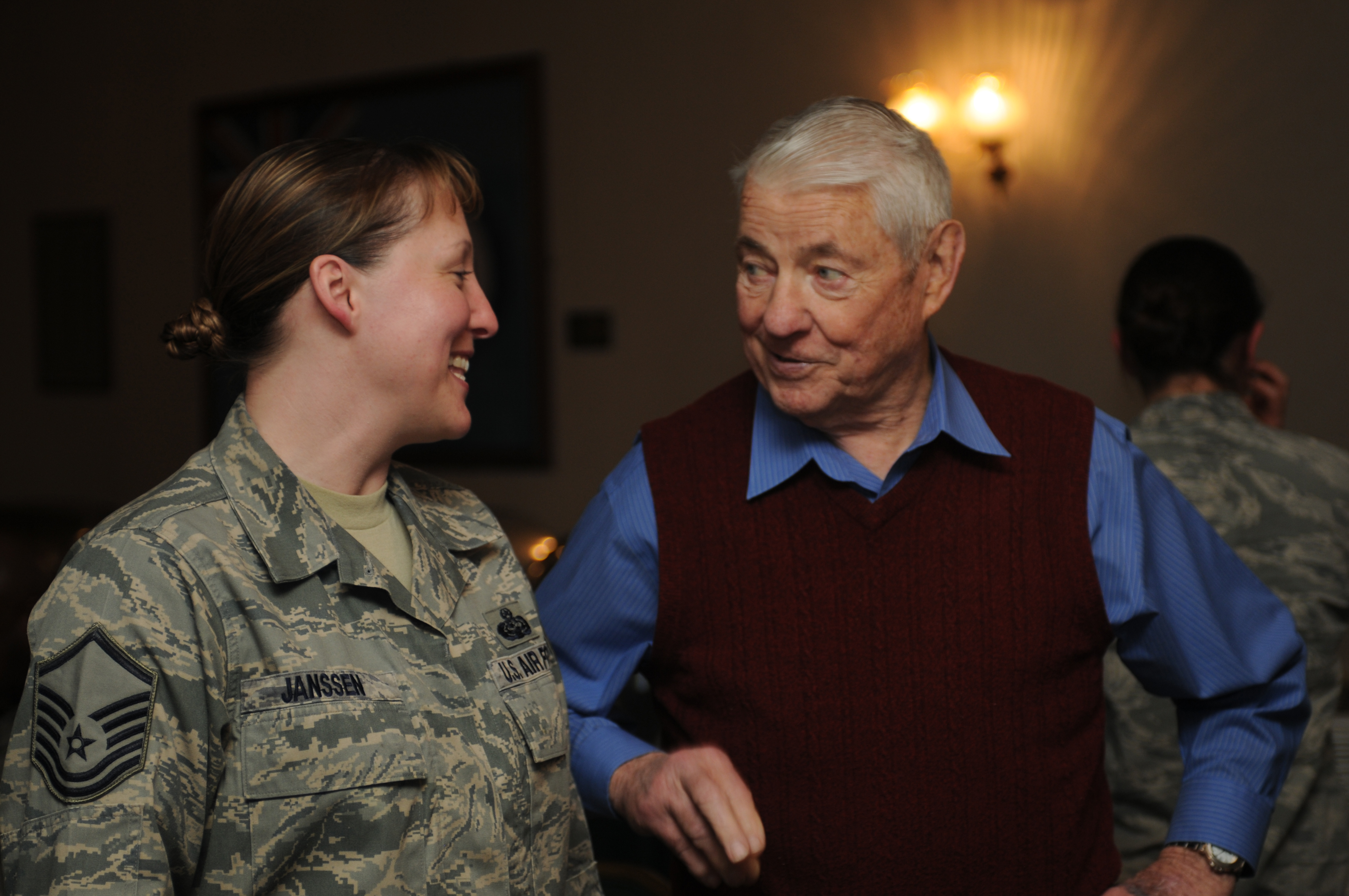 5th CMSAF visits Team Liberty > Royal Air Force Lakenheath > Article ...