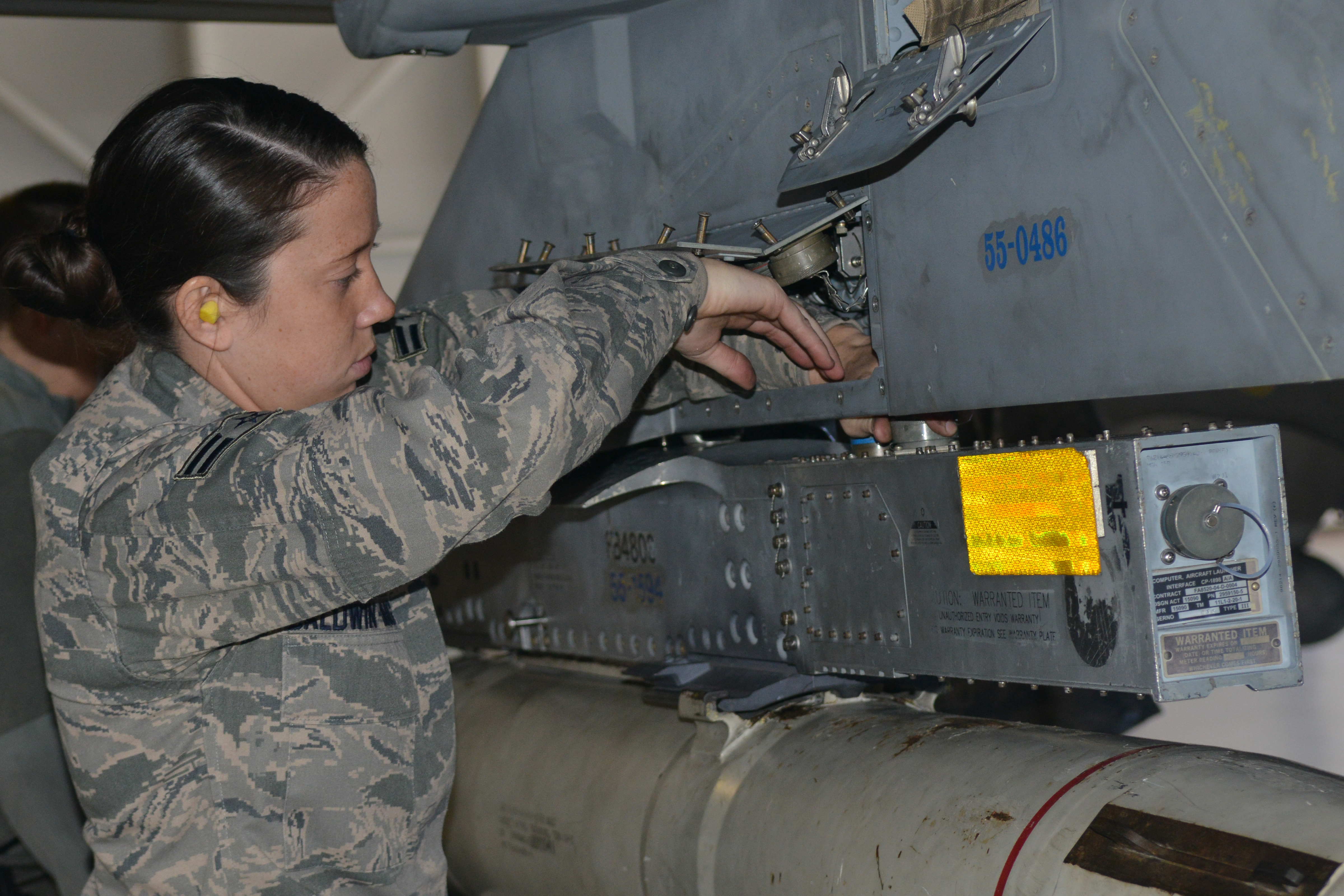Load crew trains for perfection > Shaw Air Force Base > Article Display