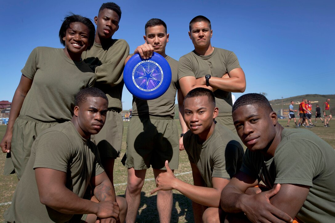 Ultimate Frisbee tournament held on Pendleton