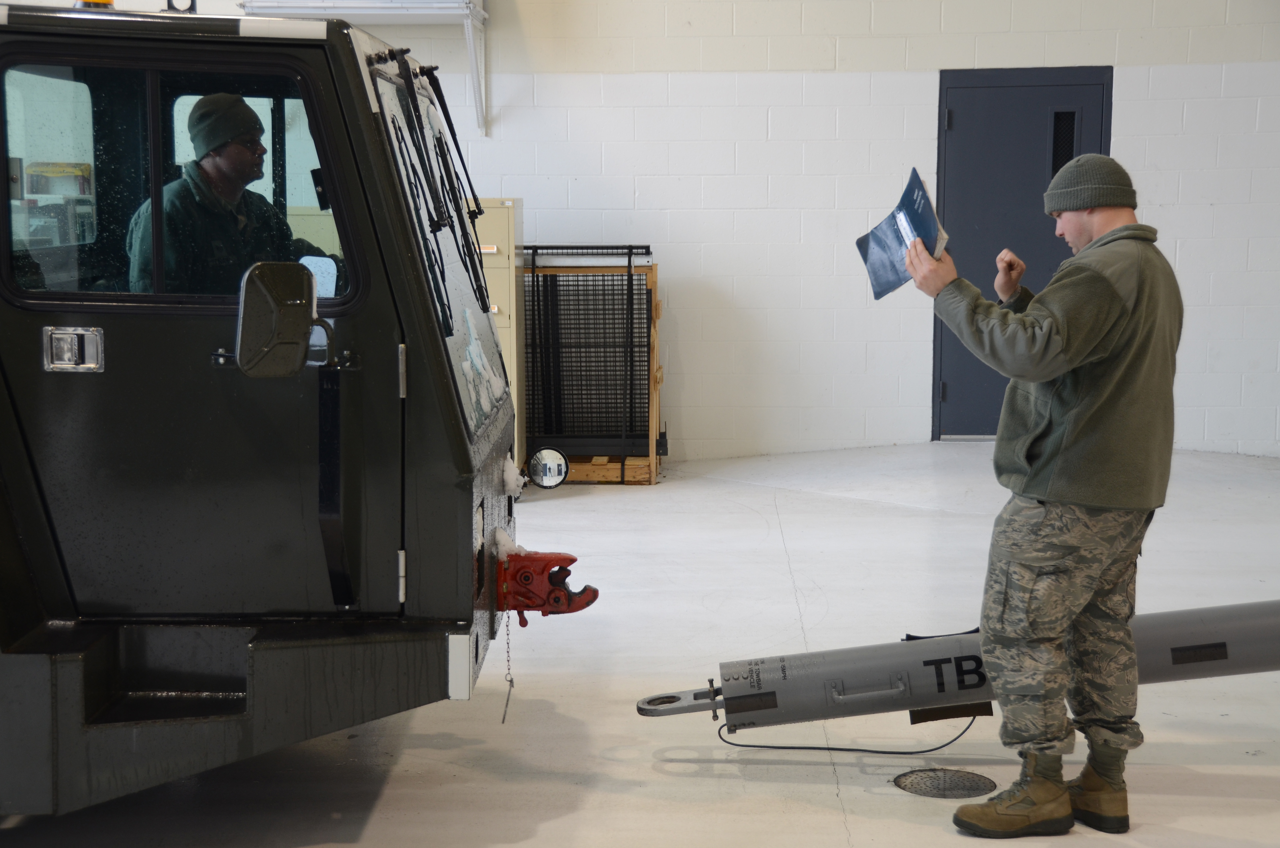 906th ARS crew chief earns award while deployed > Scott Air Force Base ...