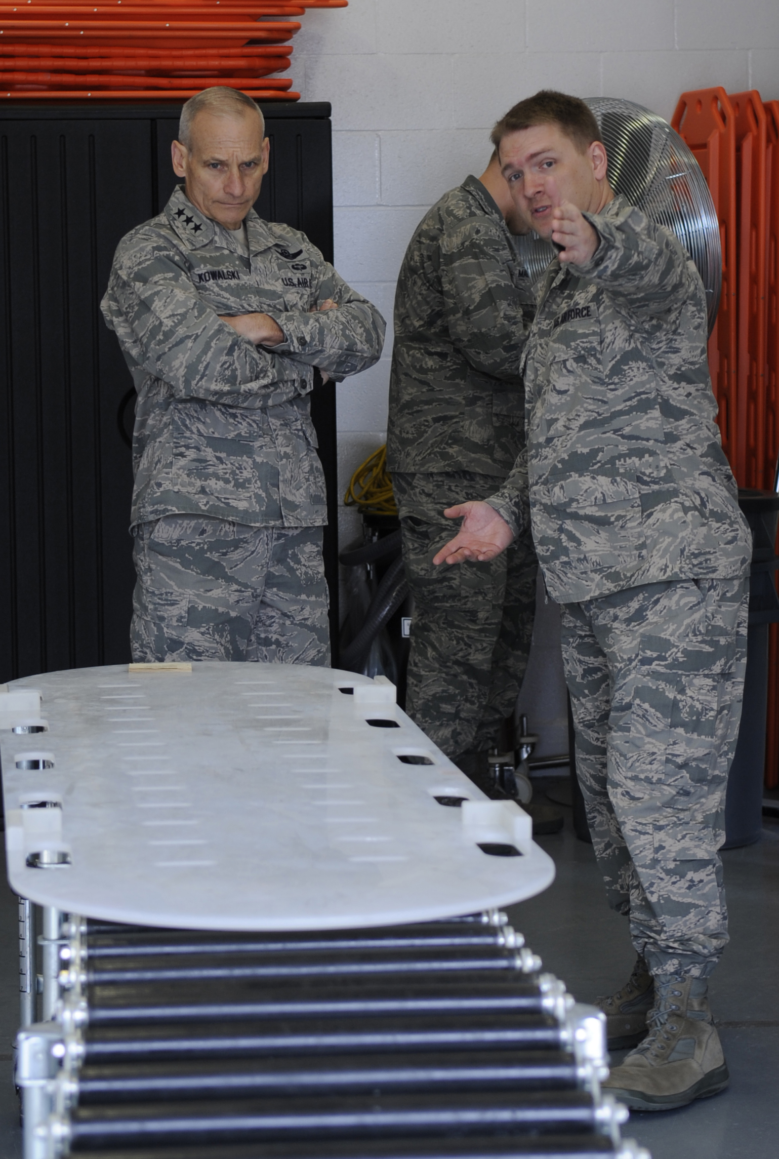 AFGSC commander visits Whiteman Airmen > Whiteman Air Force Base ...