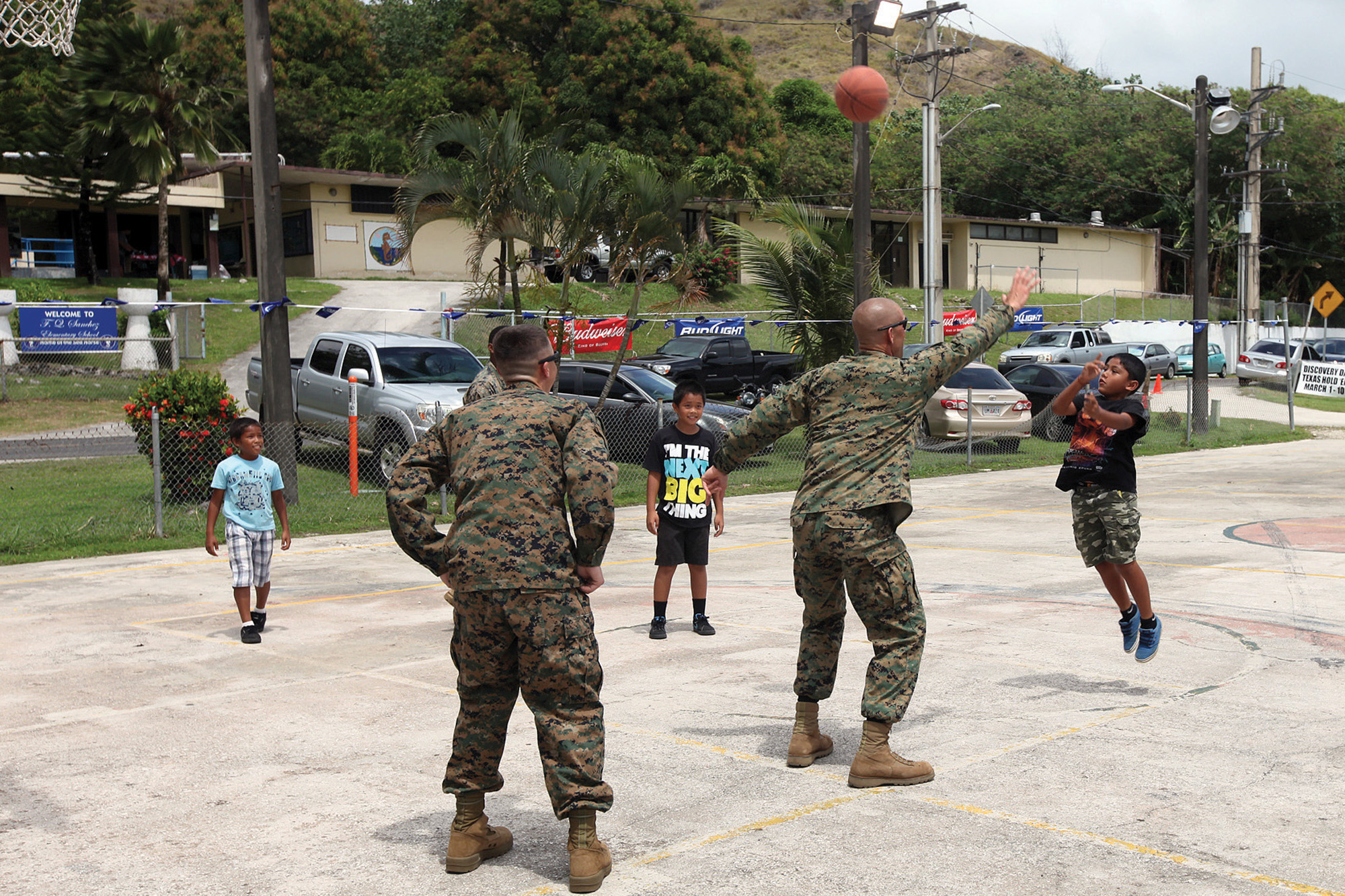 Marines participate in festivities on Guam > United States Marine Corps ...