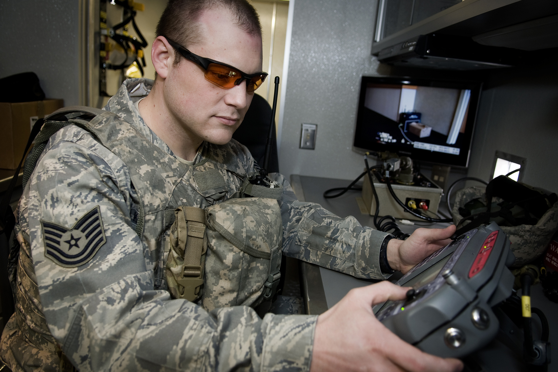 The long walk: Grissom's new EOD unit comes online > Grissom Air ...