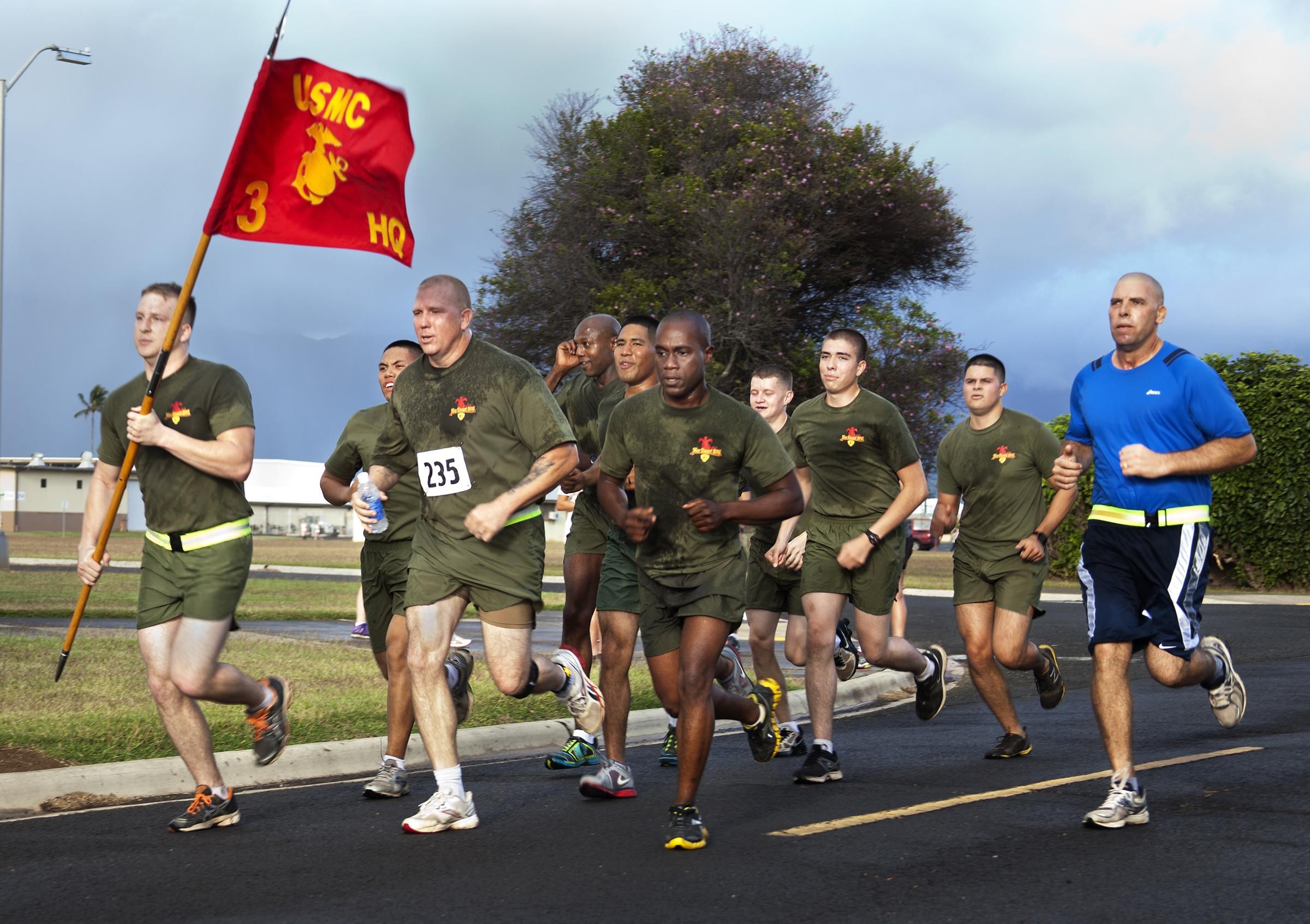 Runners slay ‘The Beast’ 10K > Marine Corps Base Hawaii > Article