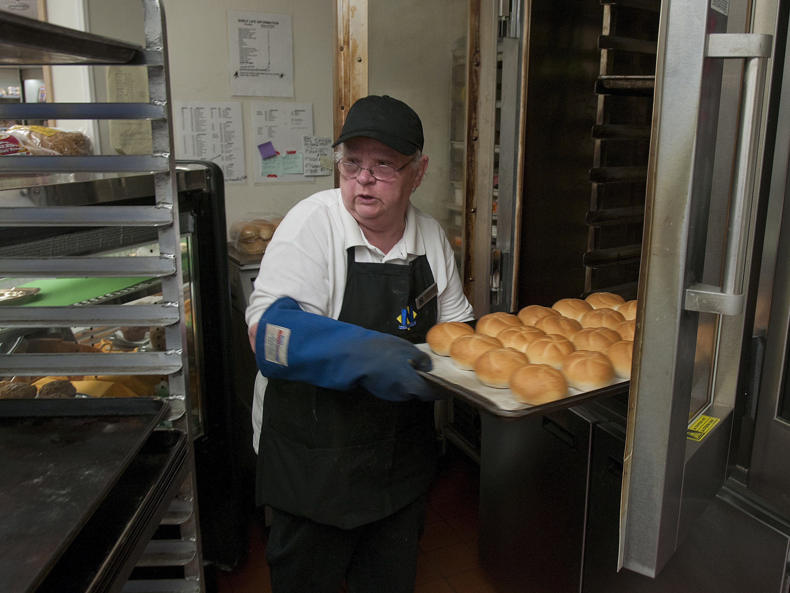 F. E. Warren Commissary Bakery rises to the occasion > F.E. Warren Air ...