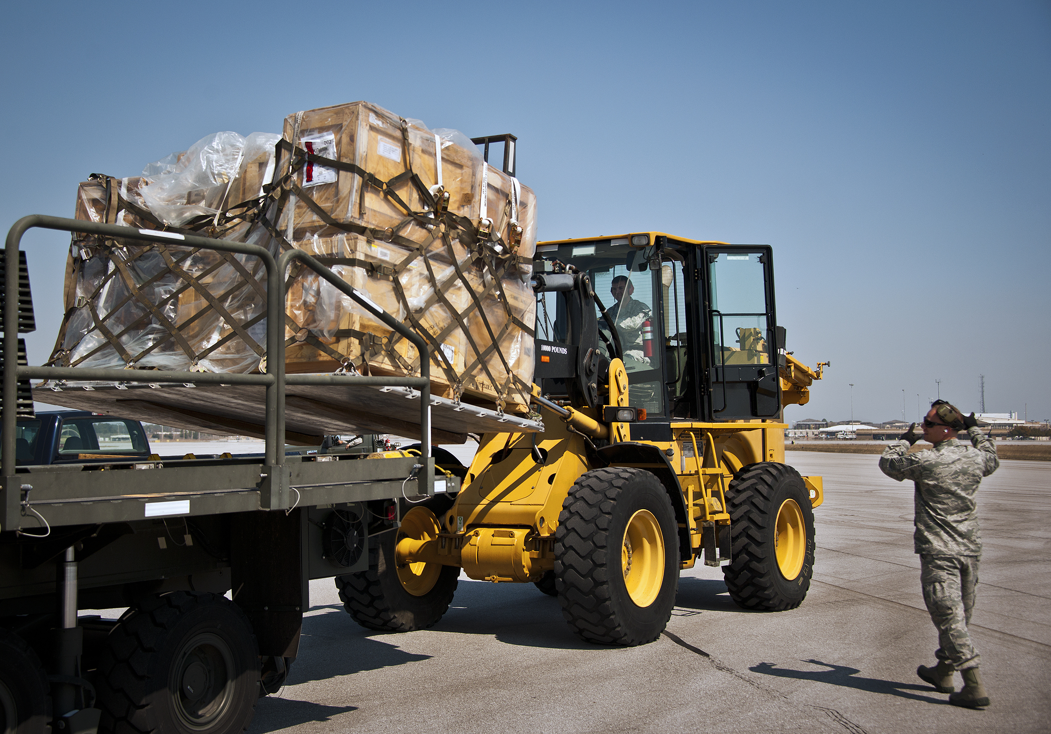 Air transportation off-loads transient cargo > Eglin Air Force Base ...