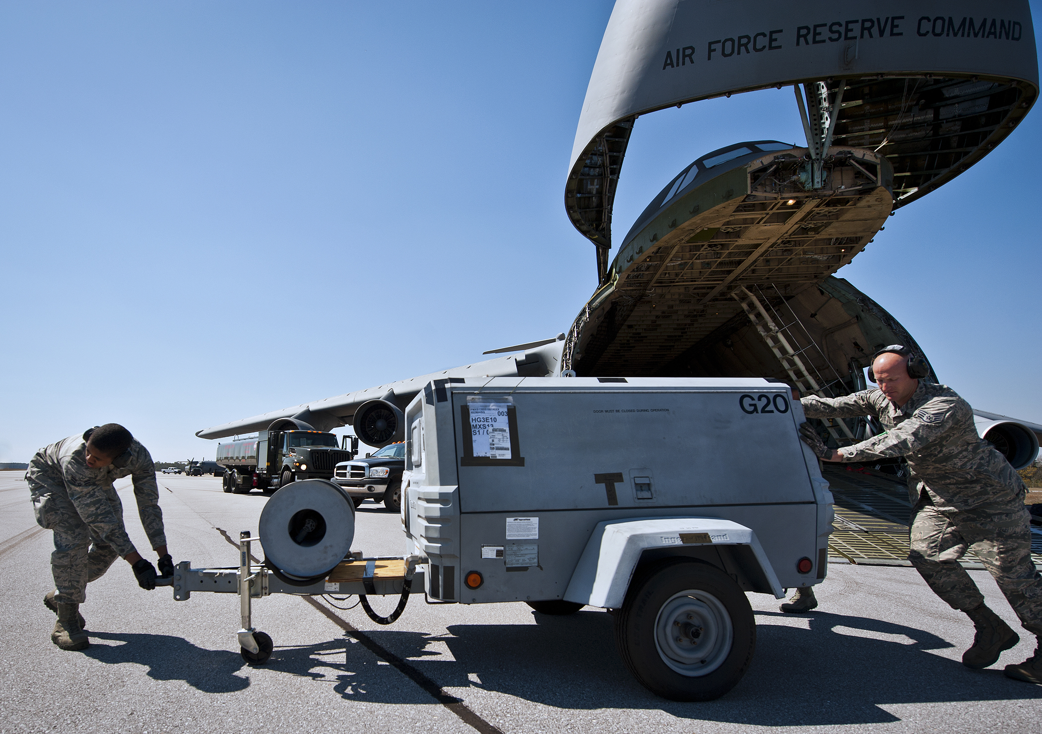 Air transportation off-loads transient cargo > Eglin Air Force Base ...