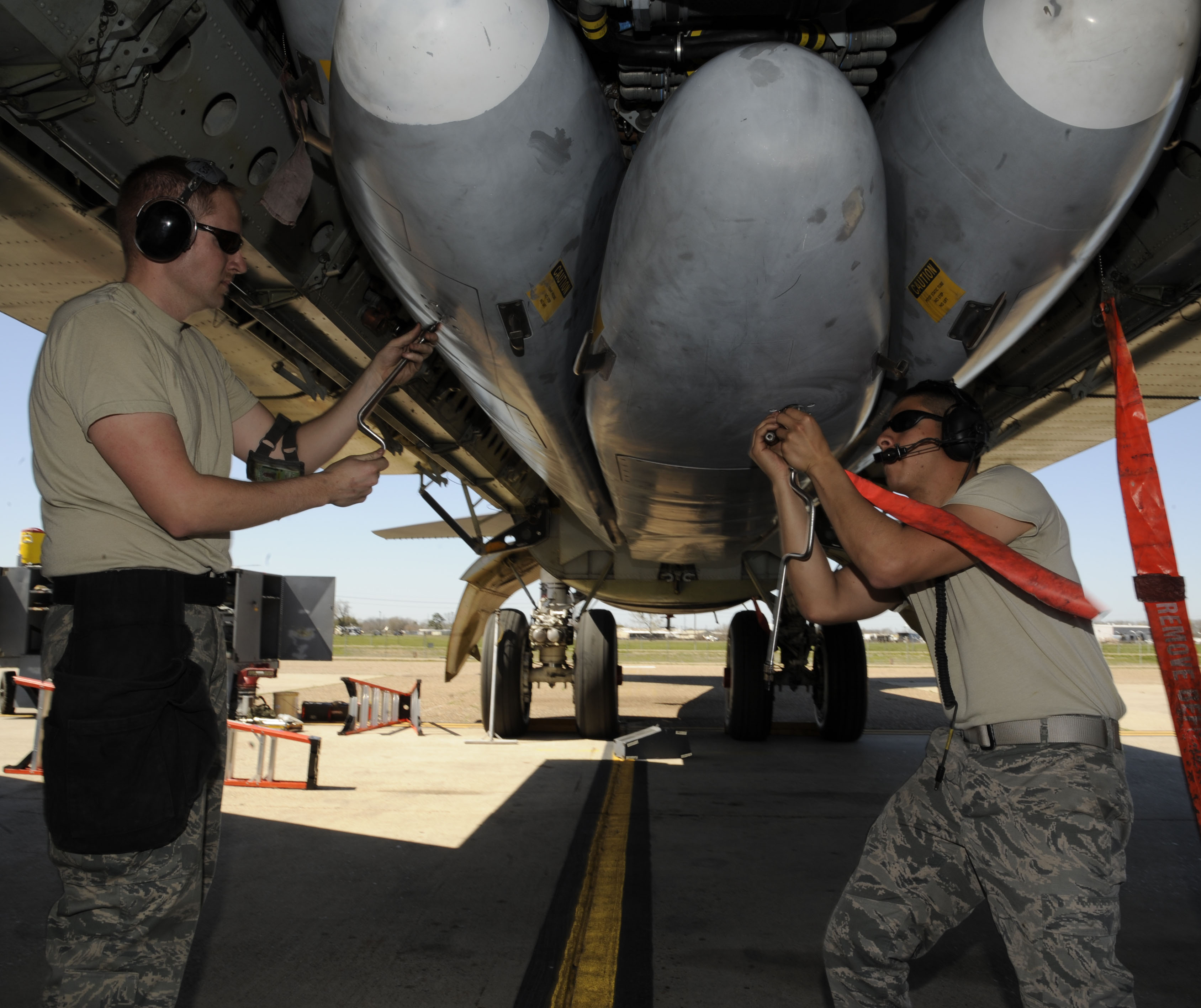 2 MXG Airmen maintain readiness with weapons loading > Barksdale Air ...