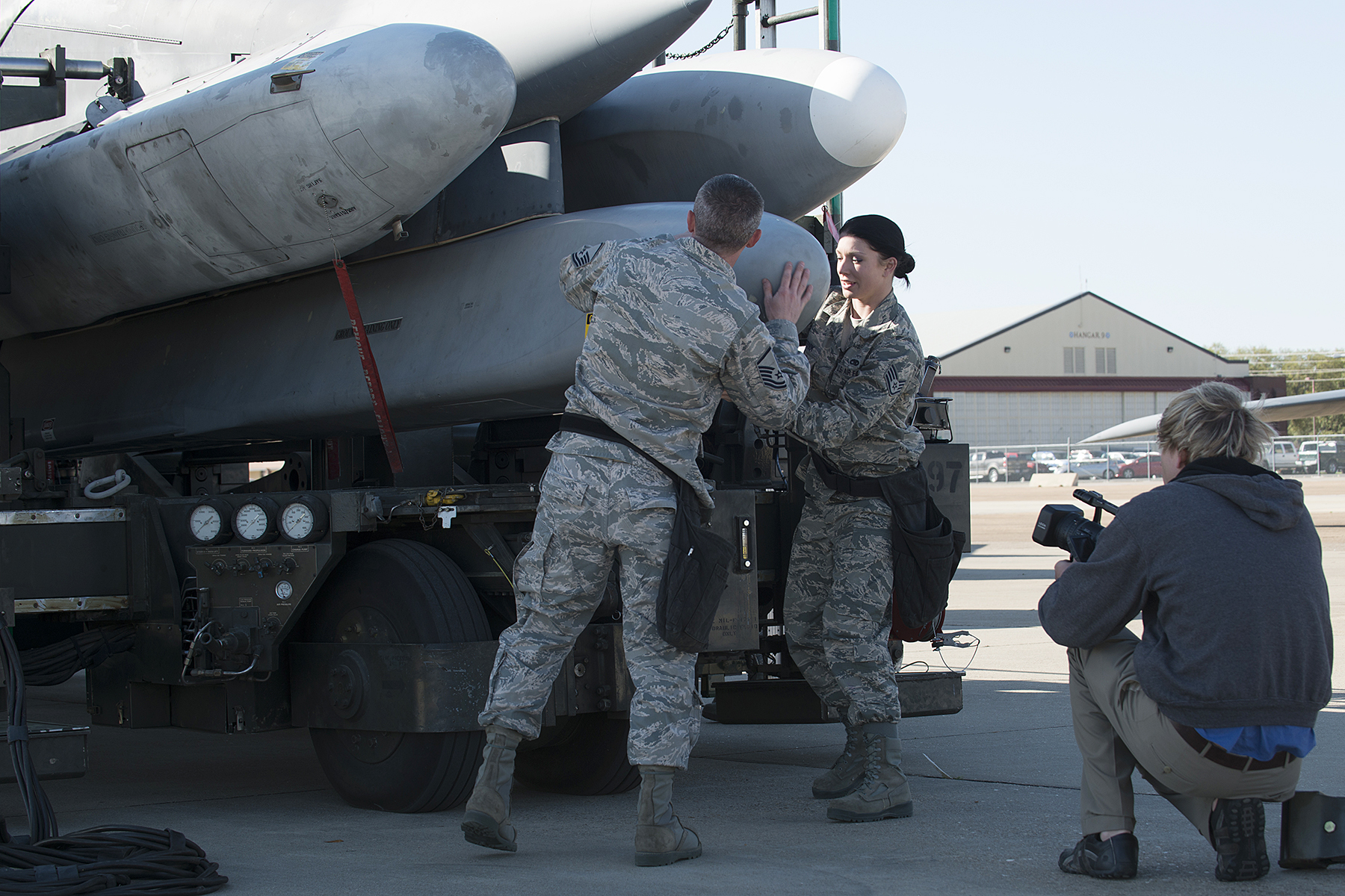 307th Bomb Wing becomes nuclear certified > 307th Bomb Wing > Article ...