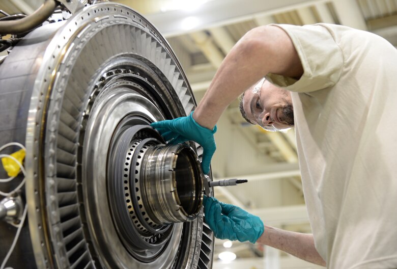 Tinker AFB squadron increases production of KC-135 engines > U.S. Air ...