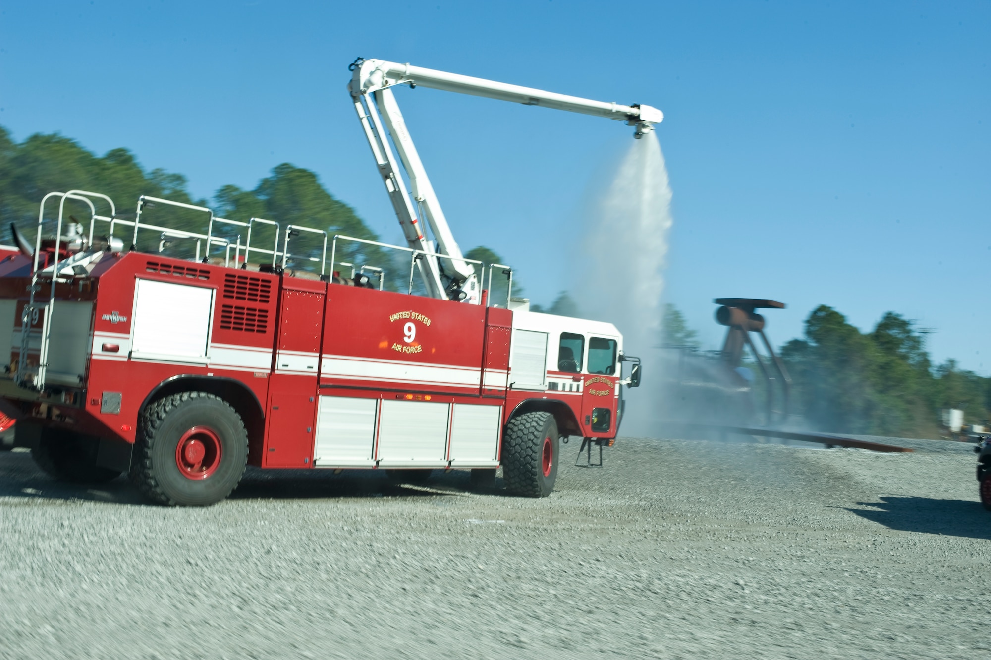 Hurlburt Field firefighters demonstrate aircraft crash response ...