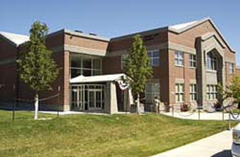 World War II Guard veterans dedicate new armory in Oregon > National ...