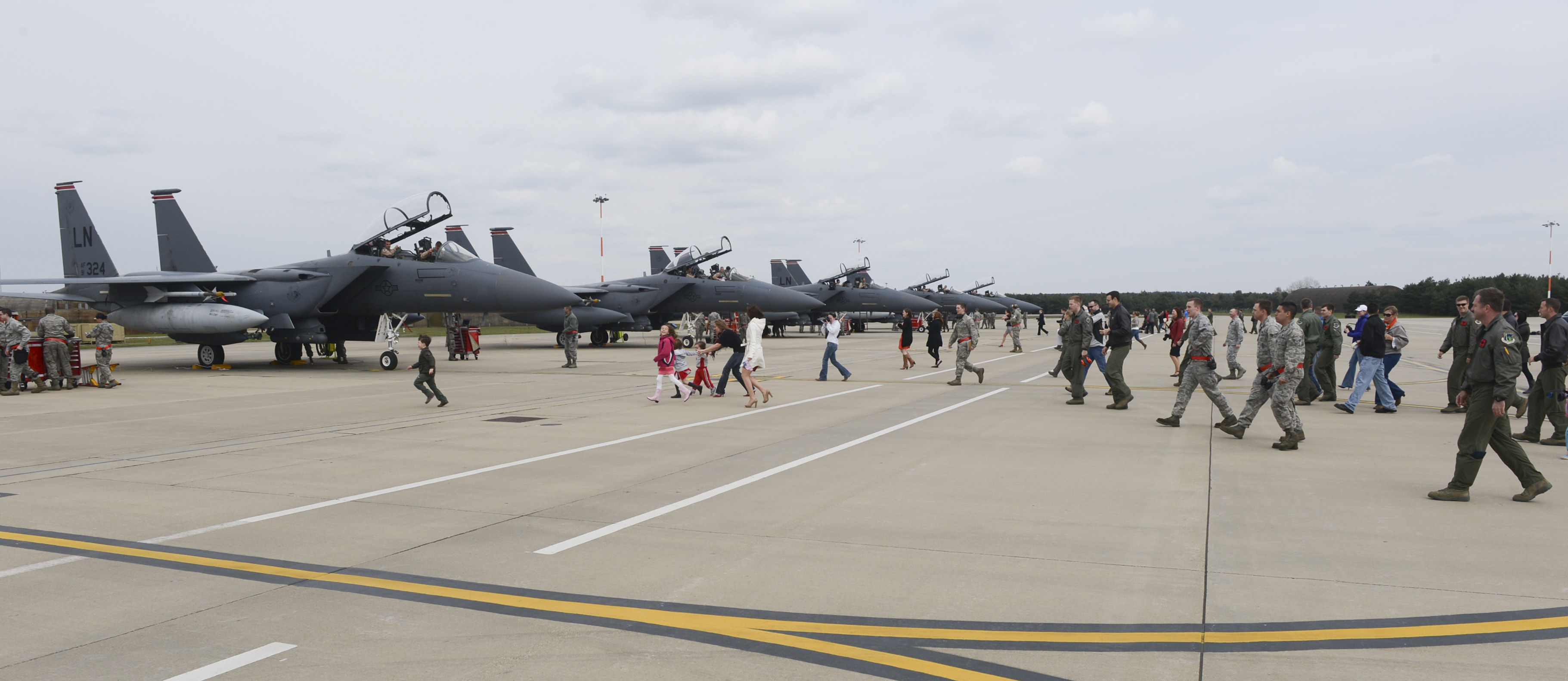 494th FS Airmen return after 8 months
