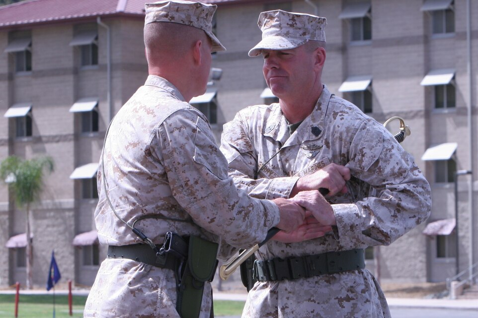 CLR-15 welcomes new sergeant major > United States Marine Corps ...
