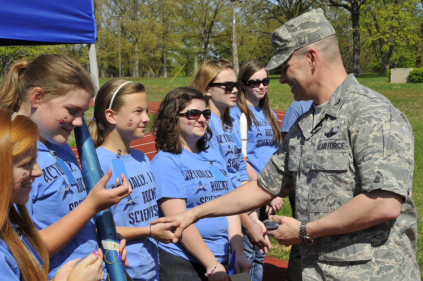 Team America Rocket Challenge High School Team presentation and rocket ...