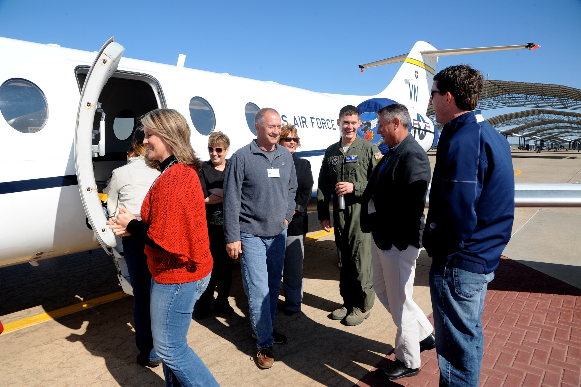 Enid teachers visit Vance > Vance Air Force Base > Article Display
