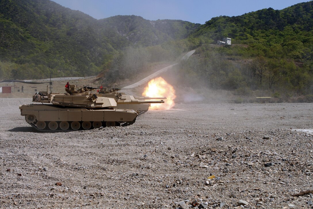 ROK, US Marine forces strengthen relations at Exercise Ssang Yong 2013