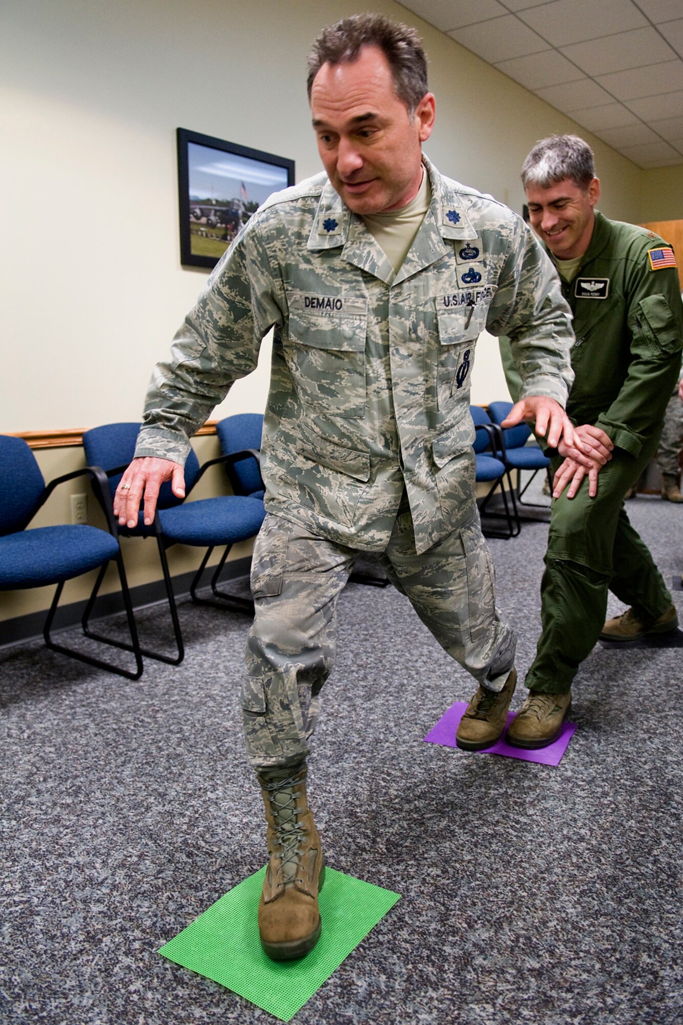 Airmen stand down, focus on resiliency > Grissom Air Reserve Base ...
