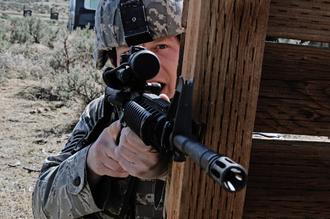 Shoot, Move, Communicate