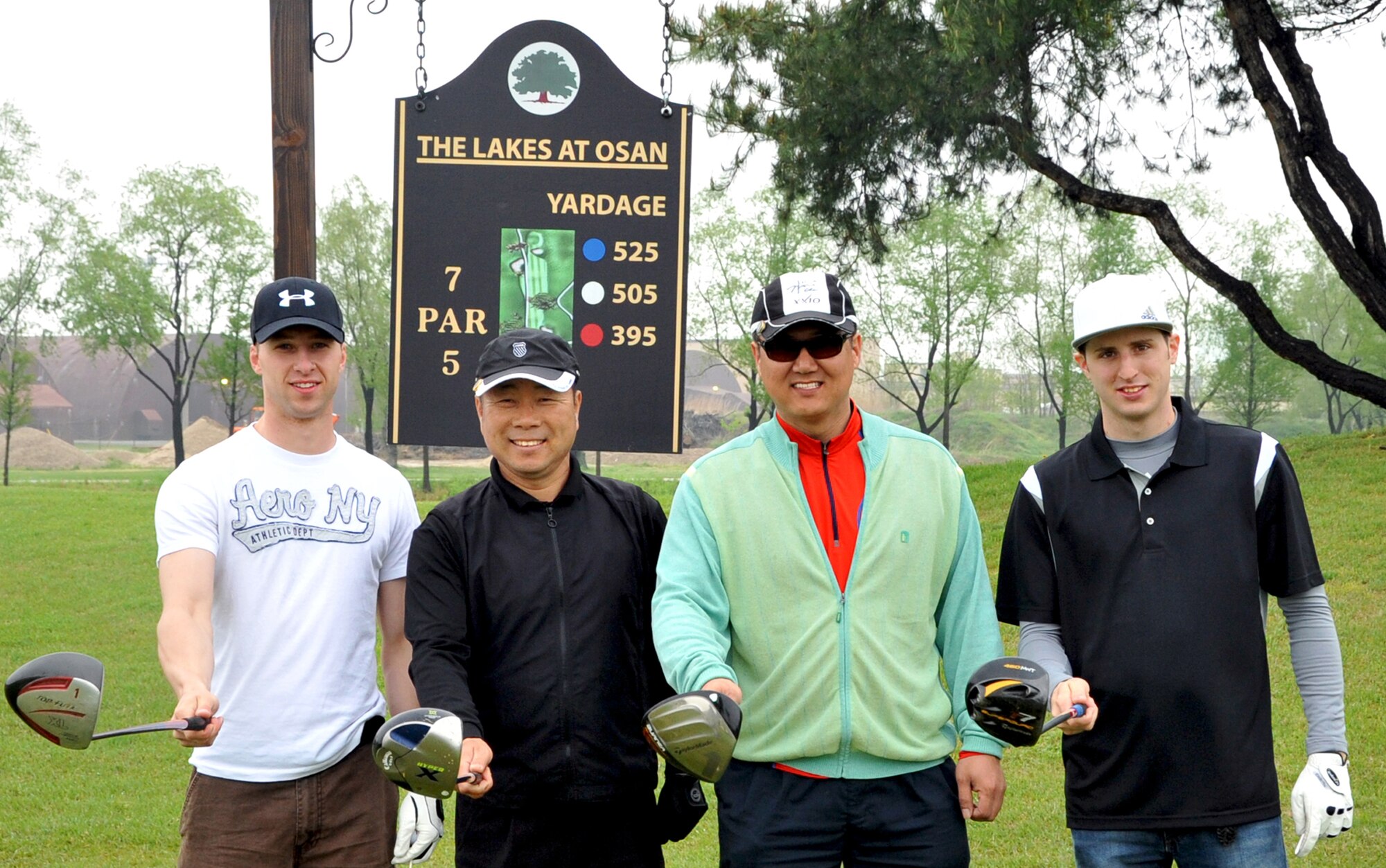 Photos: 51st LRS hosts Korean, American golf tournament > Osan Air Base ...
