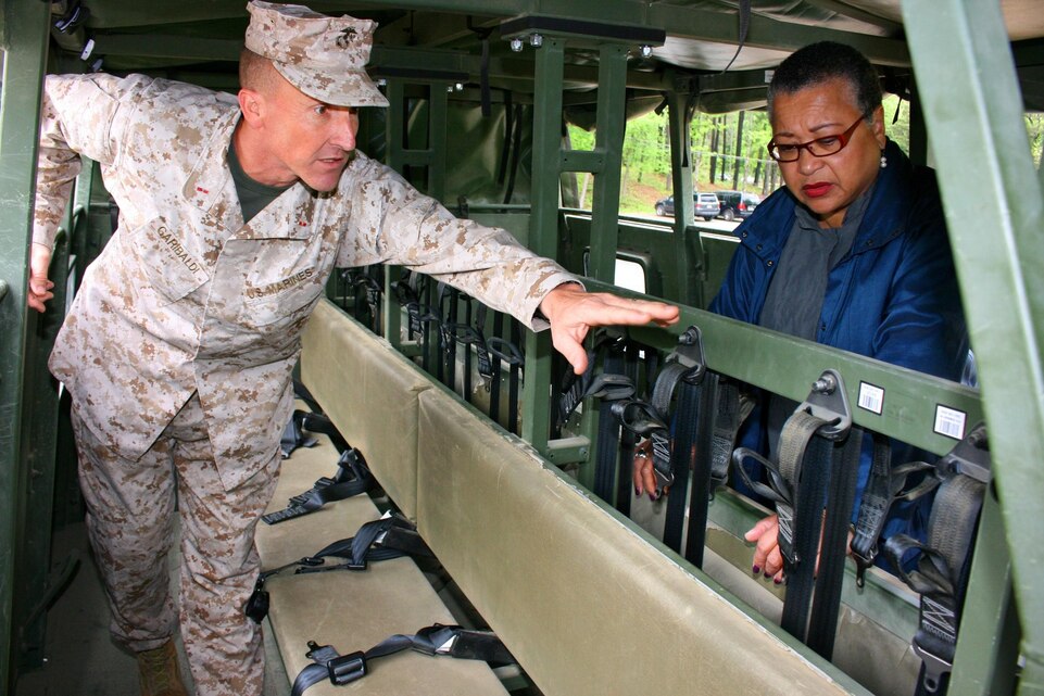 Facility gives Marine Corps a place to show off vehicles, technologies ...