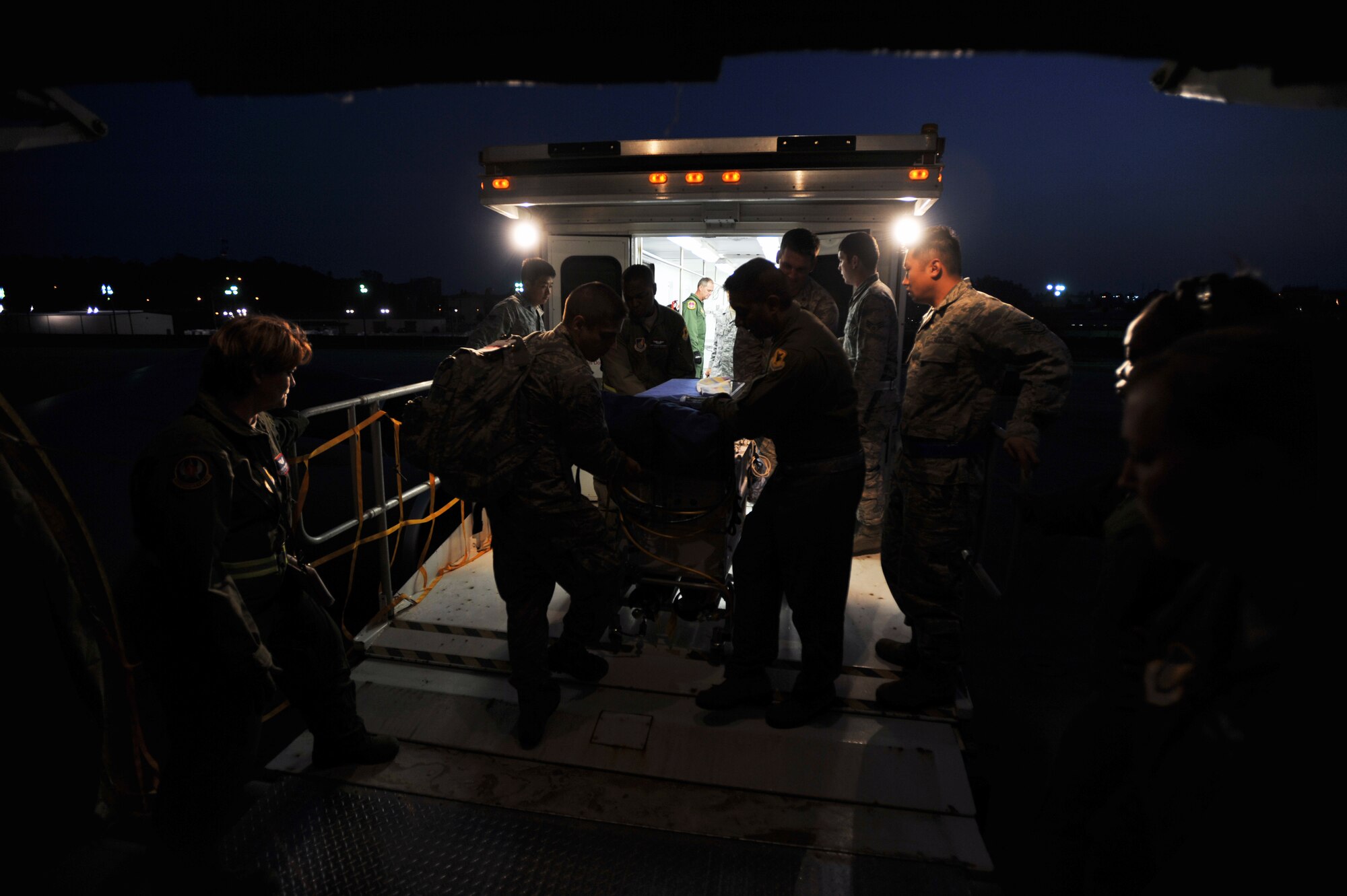Mustang medics aid successful aeromedical evacuation > Osan Air Base ...