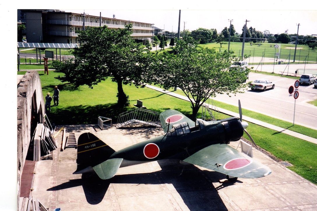 "Zero" hangar links present to past