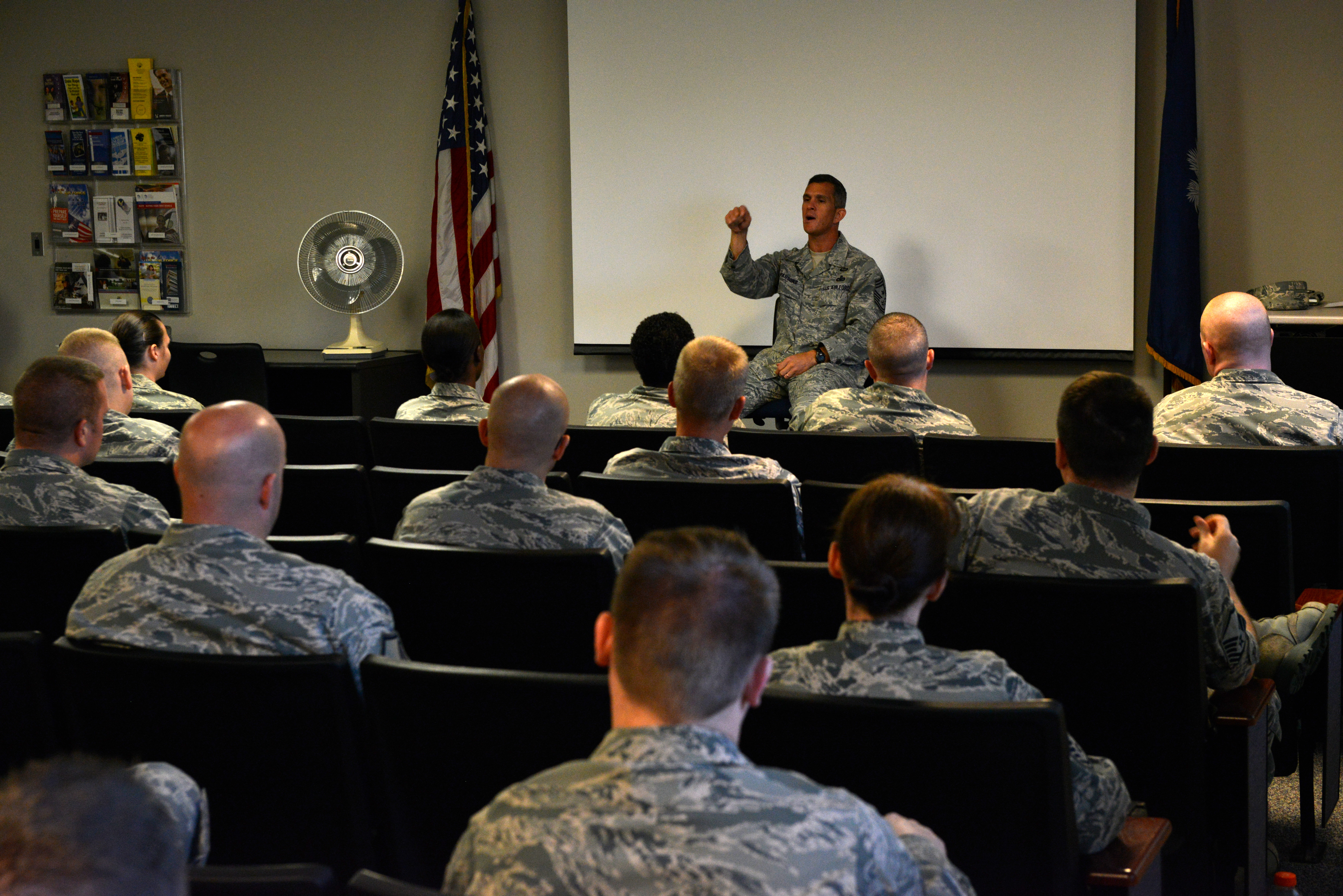 ACC command chief visits Shaw > Shaw Air Force Base > Article Display