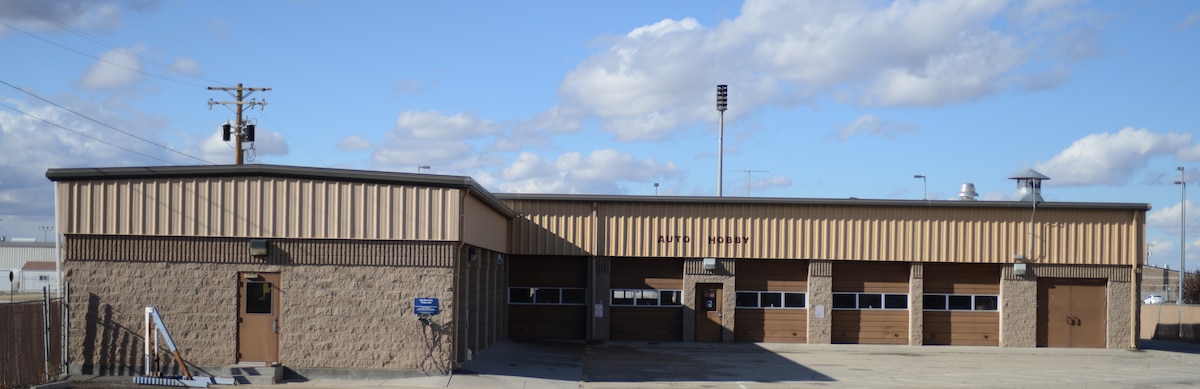 Automotive Hobby Shop begins new hours > Mountain Home Air Force Base ...