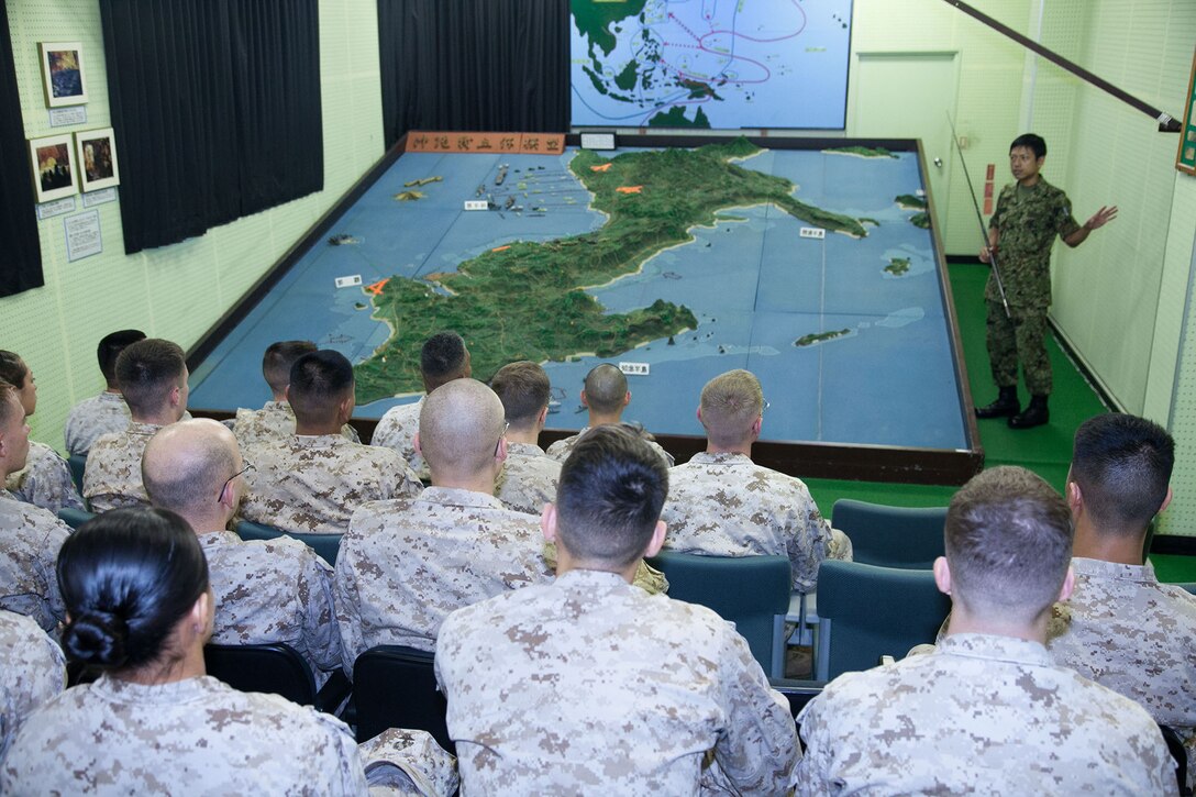 Marines strengthen ties at JGSDF's Camp Naha