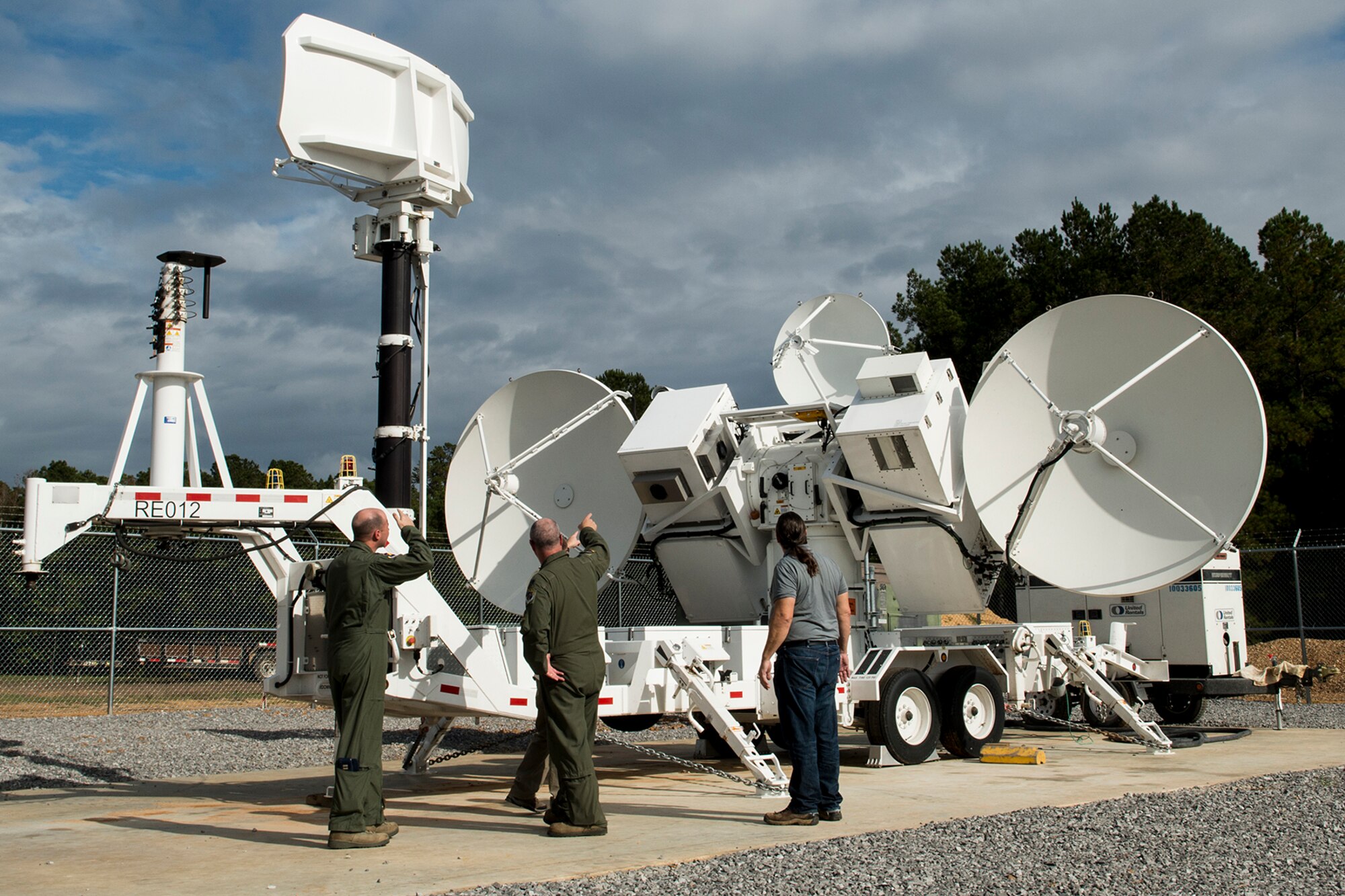 307th Bomb Wing leverages new electronic attack transmitter for a $6 ...