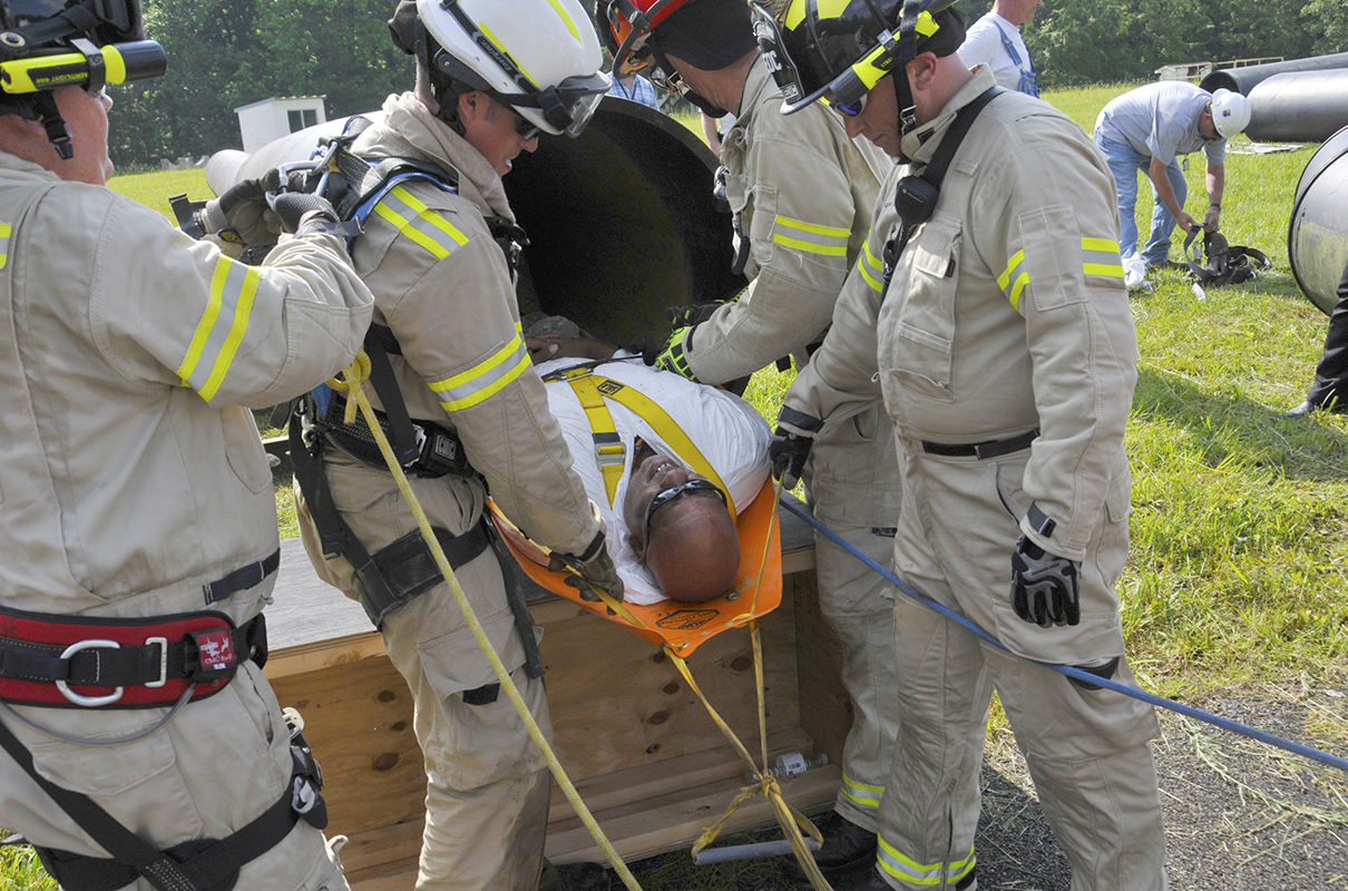 Confined space rescue training instrumental to AEDC > Arnold Air Force ...
