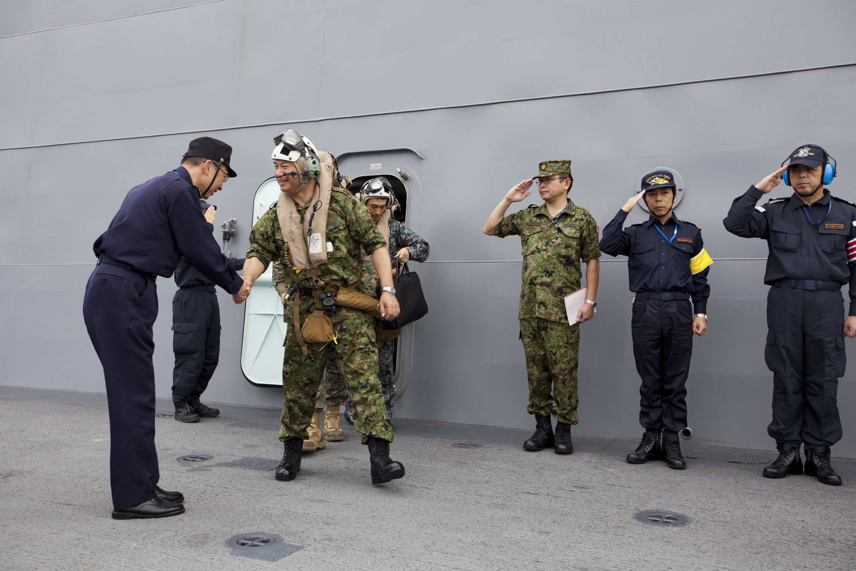 Osprey lands on JMSDF ship for first time in Asia-Pacific > United ...