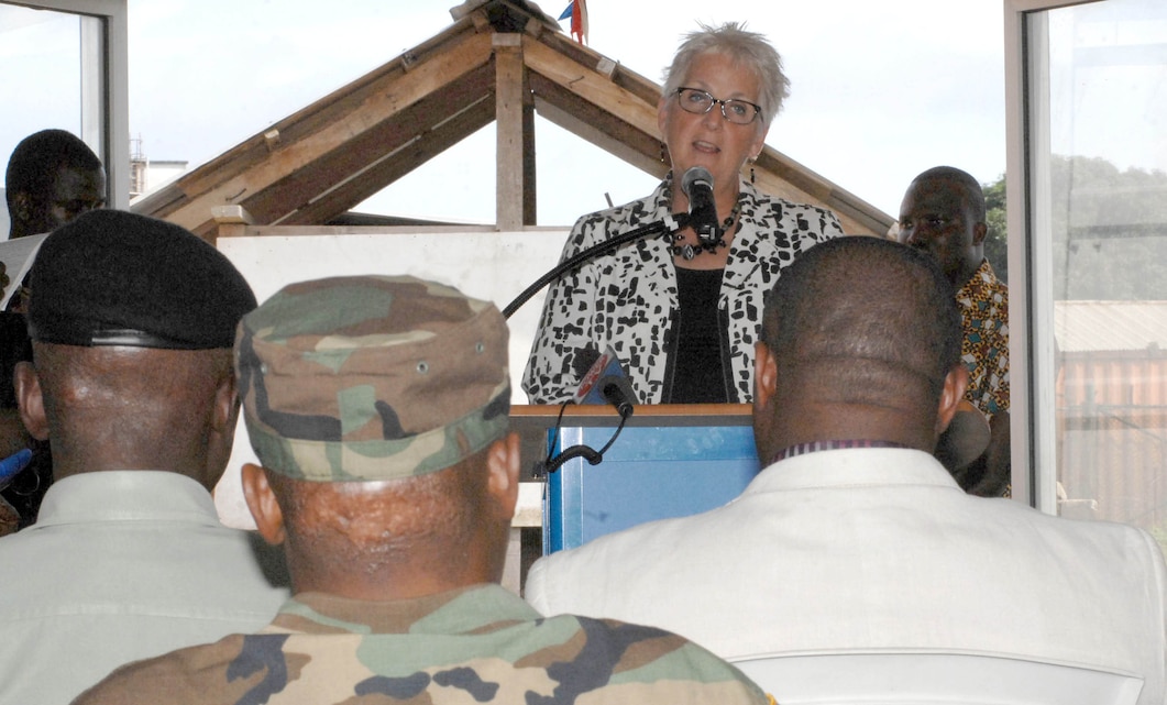 US donates medical equipment for Liberia’s fight against HIV/AIDS ...