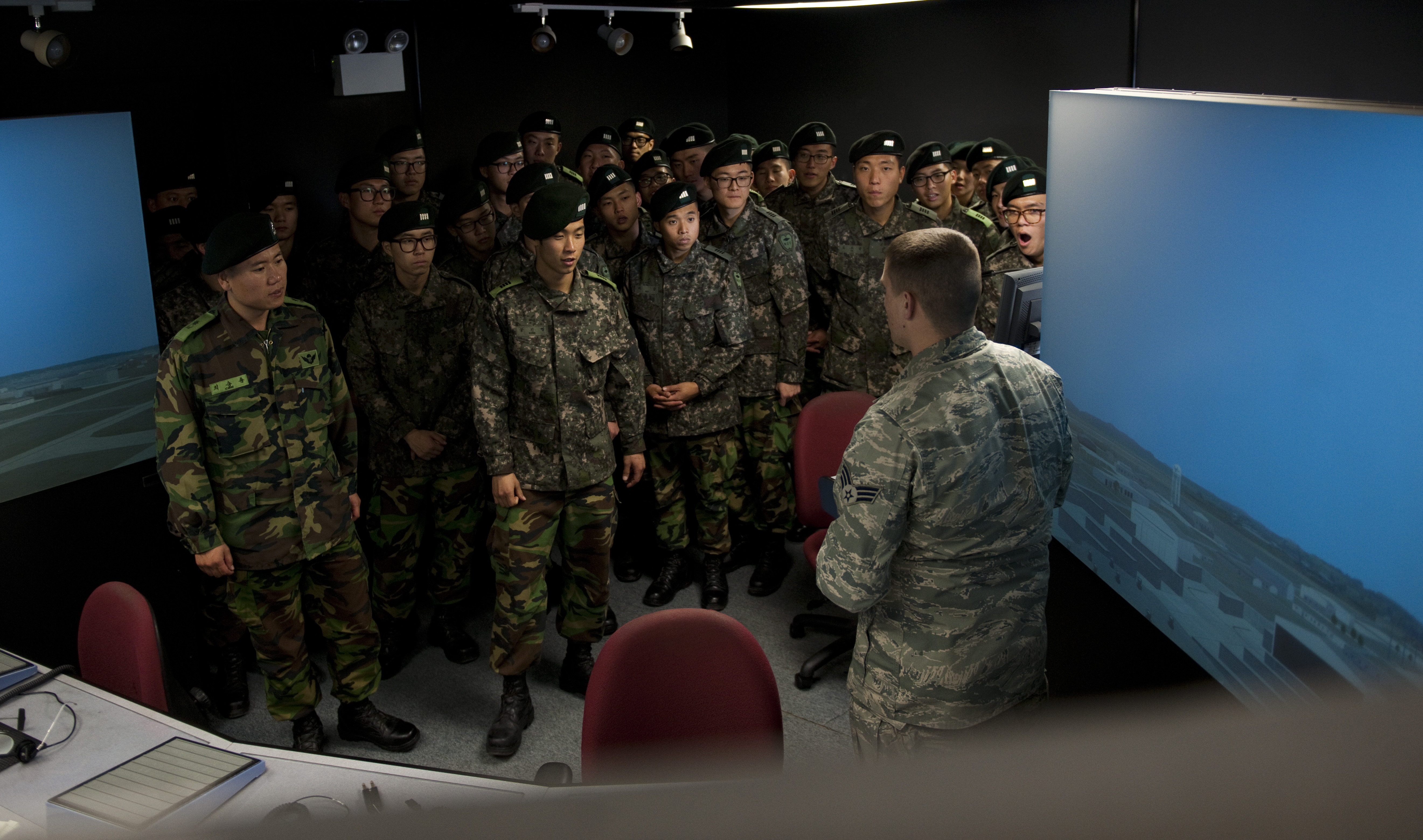 ROKAF cadets visit Kunsan > Pacific Air Forces > Article Display