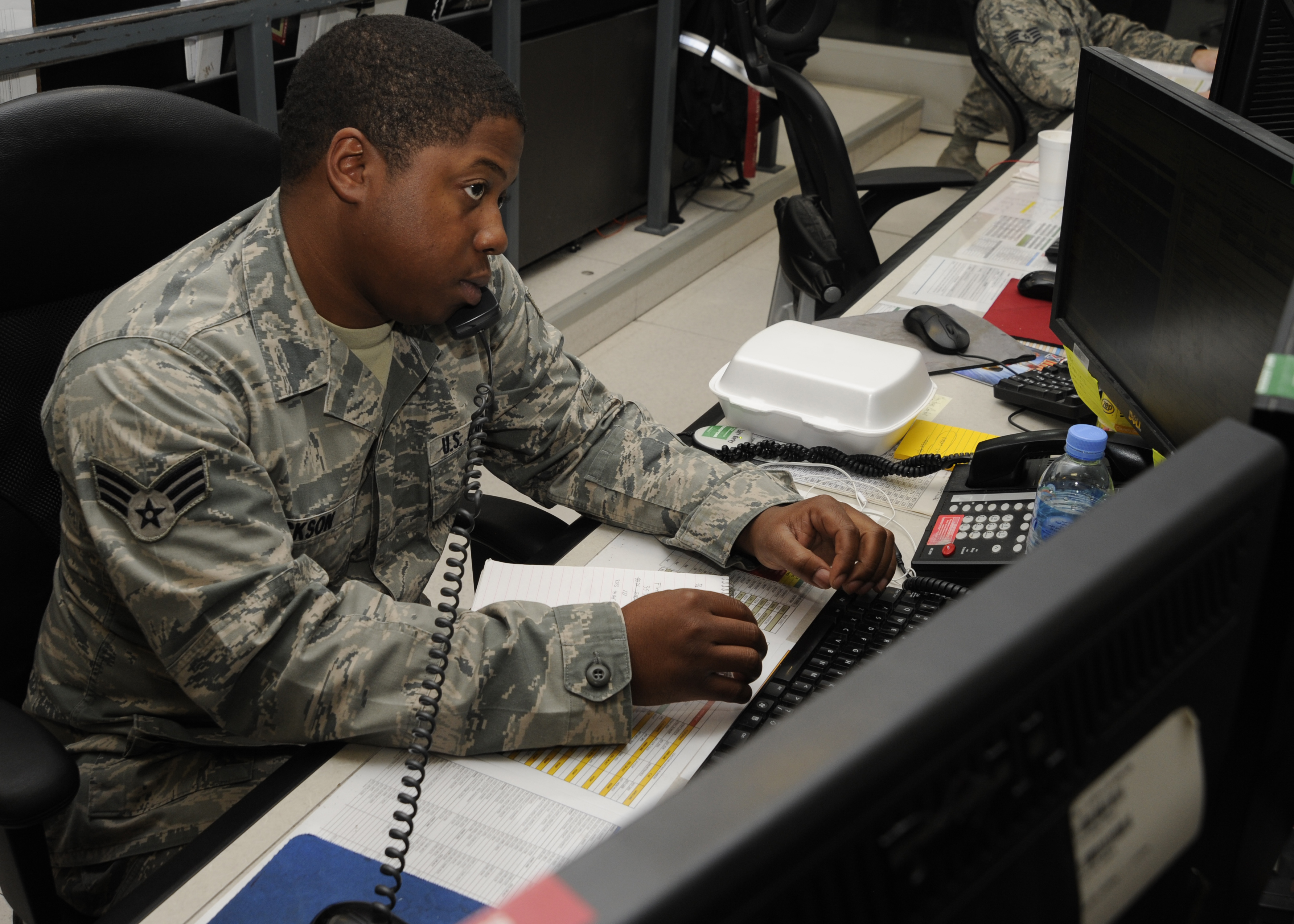 Maintenance Operation Center: The eyes and ears of the flightline > U.S ...