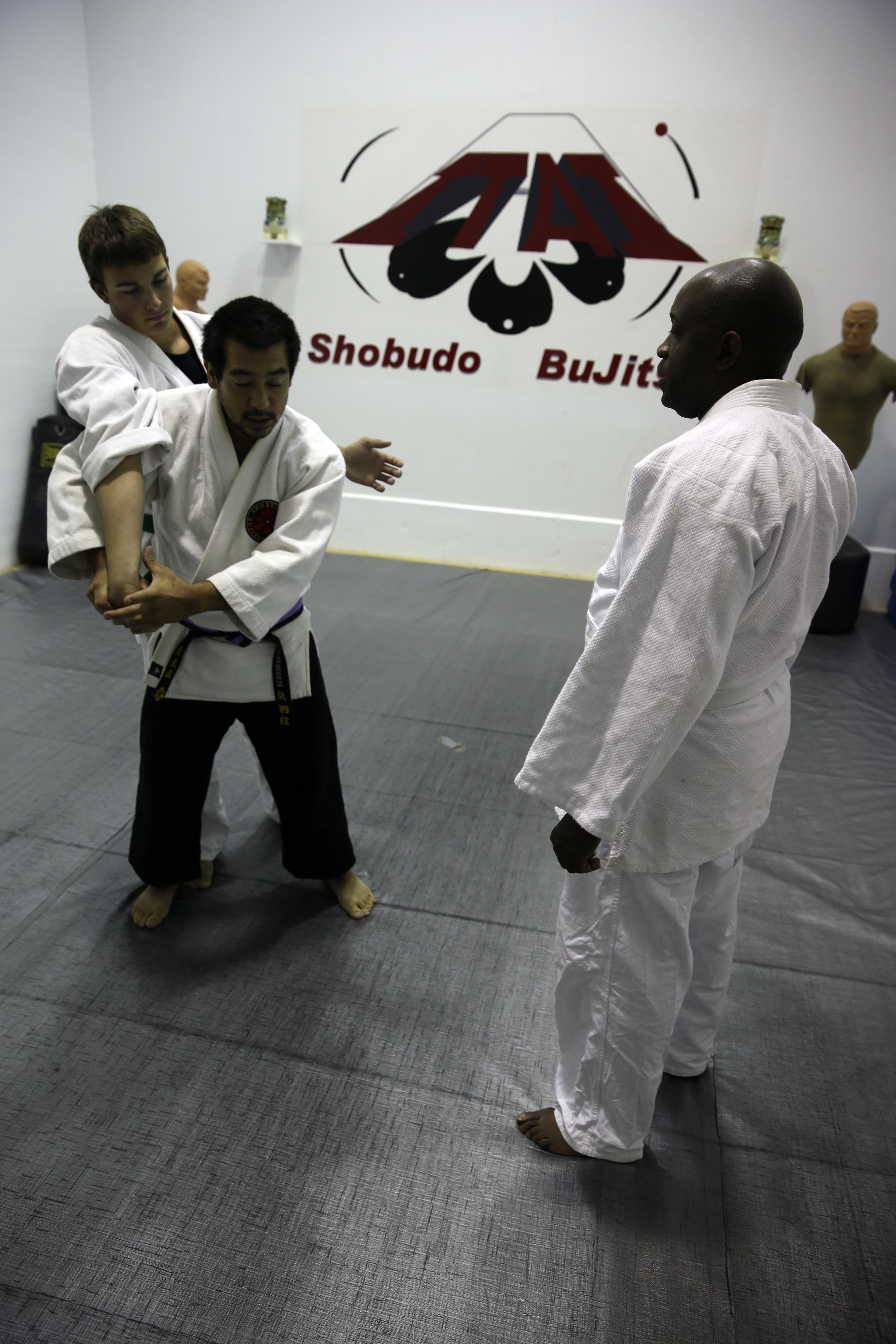 Jujitsu students prove strength through pain