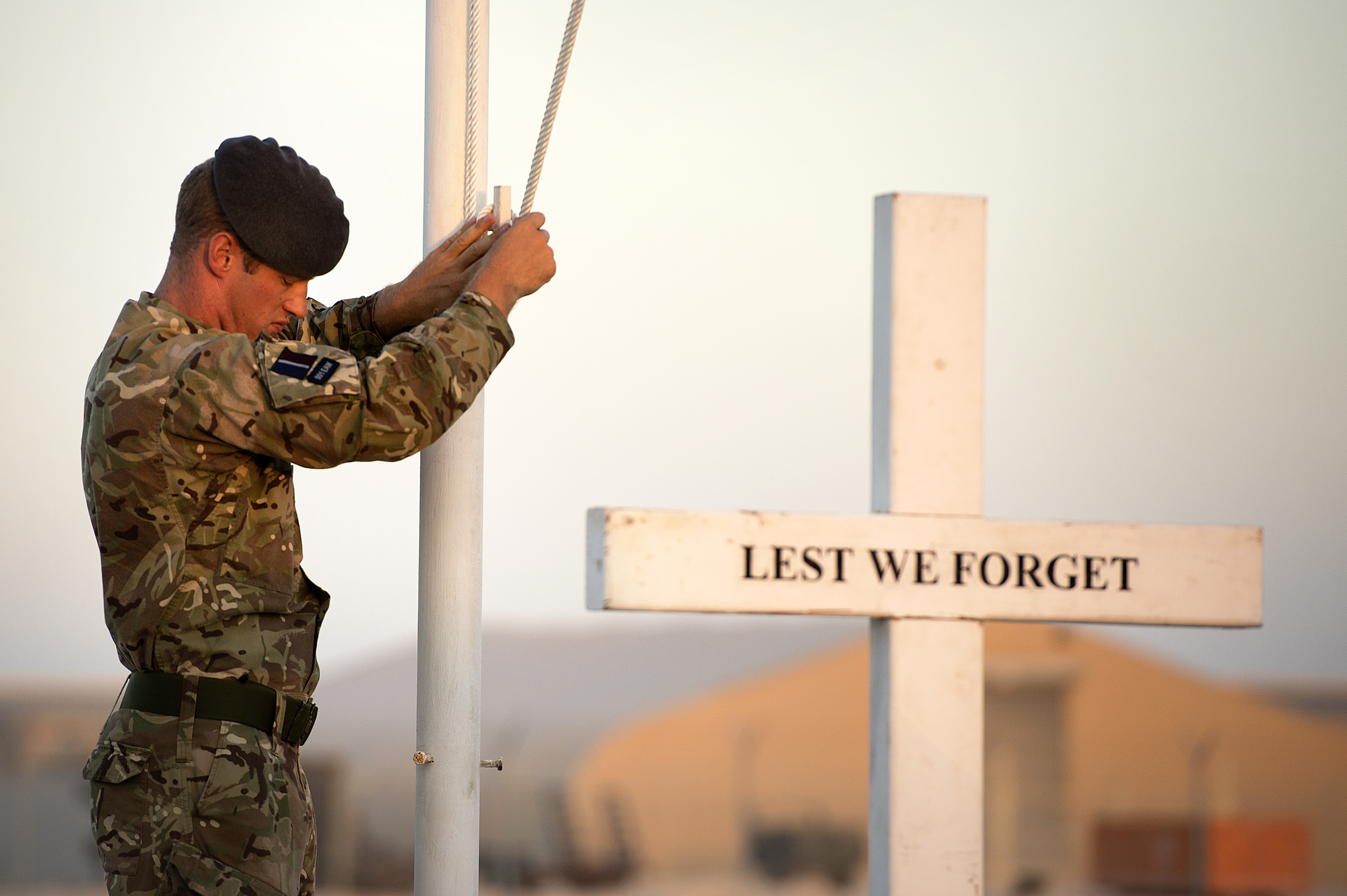 Deployed service members remember veterans > U.S. Air Forces Central > News