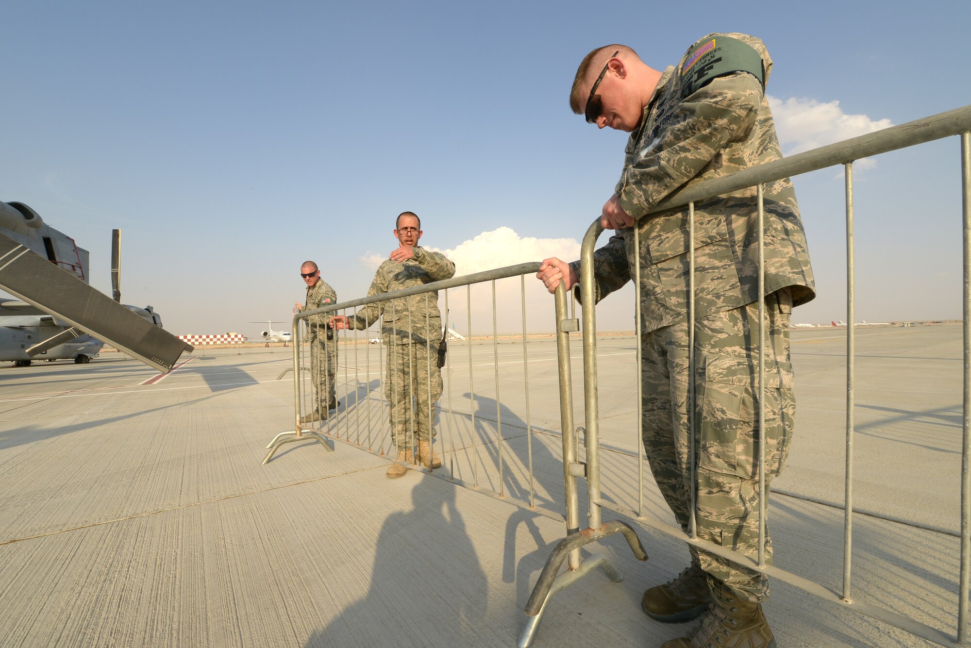 U.S. military personnel participate for the fourth time in 2013 Dubai ...