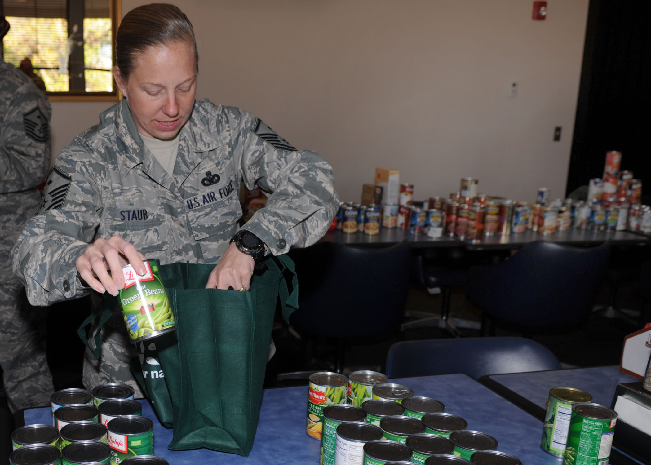 Airmen helping Airmen > Cannon Air Force Base > News