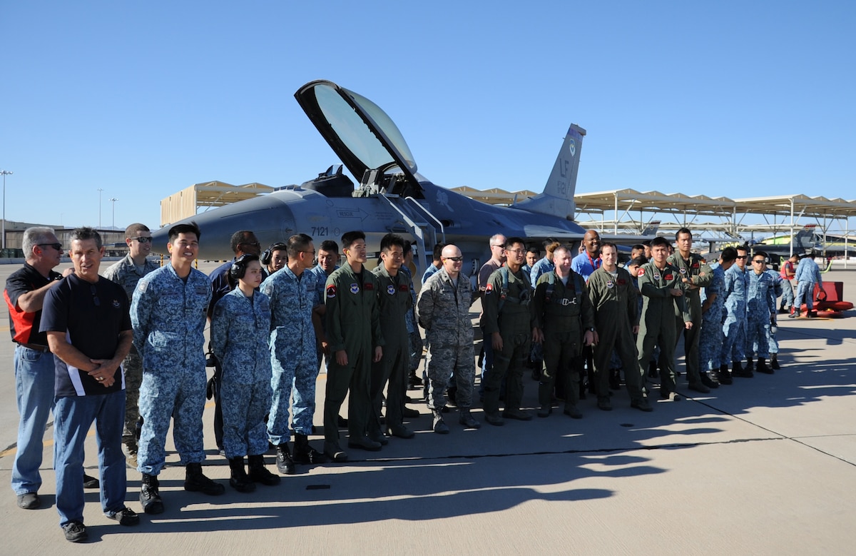 425th reaches flying hour milestone > Luke Air Force Base > Article Display