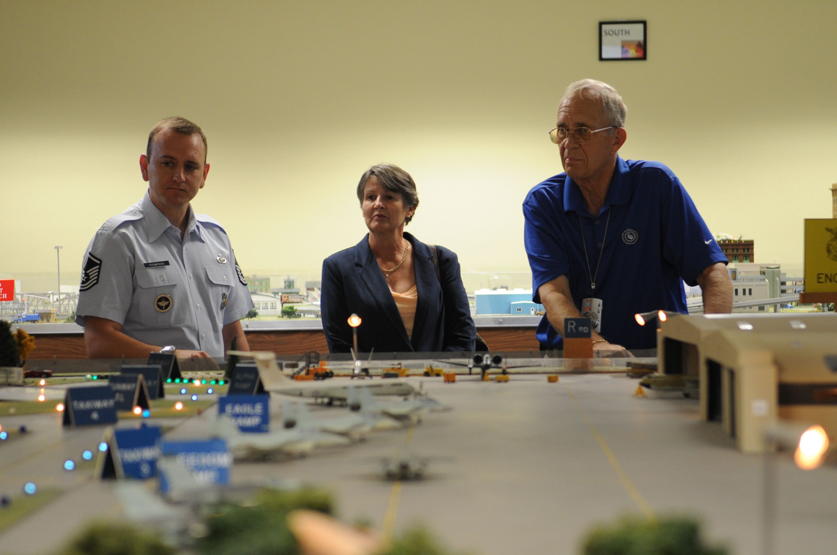 Air Force firefighter veteran visits DoD fire school > Goodfellow Air ...