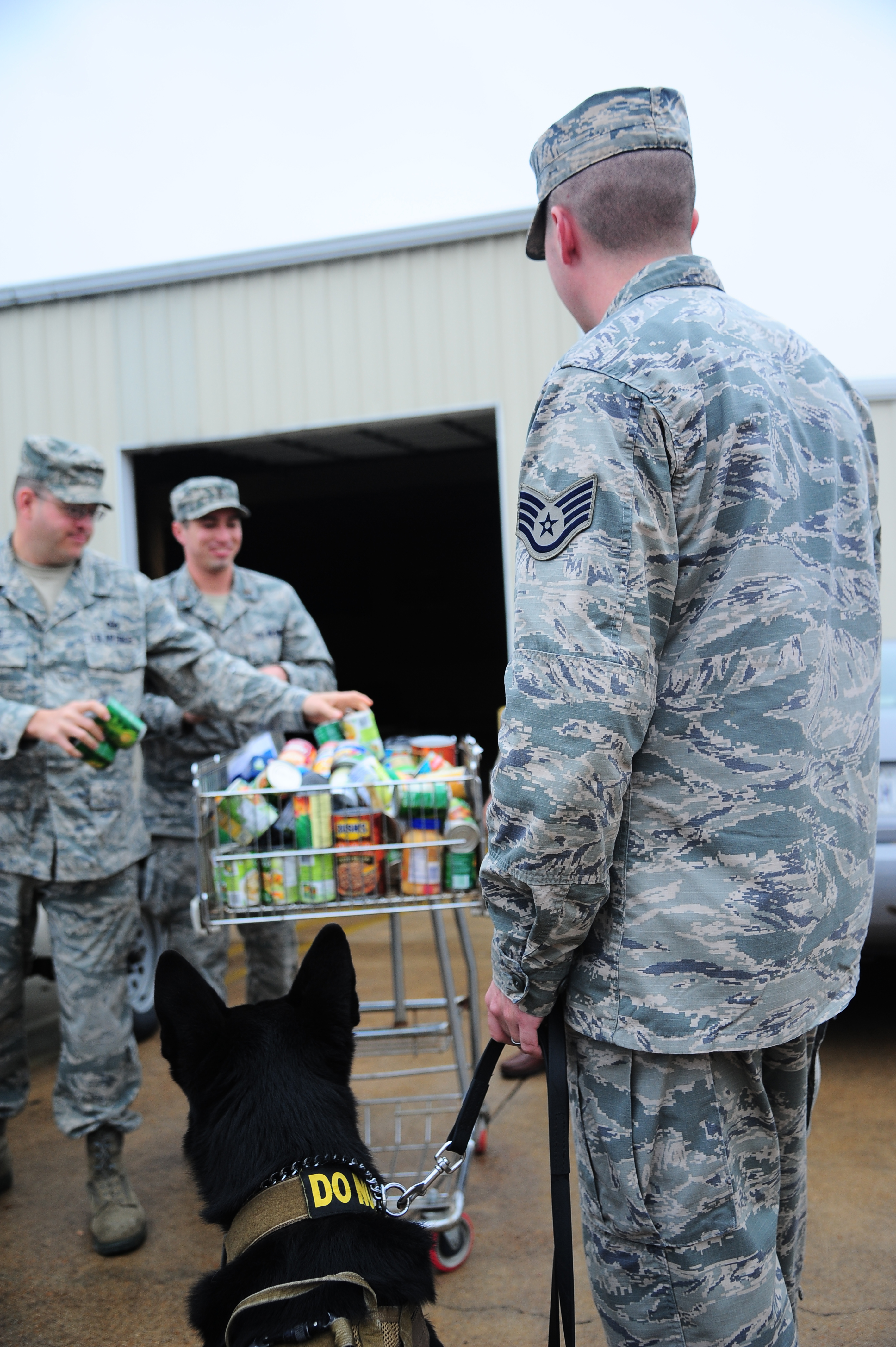Columbus SFS takes a bite out of hunger > Air Education and Training ...