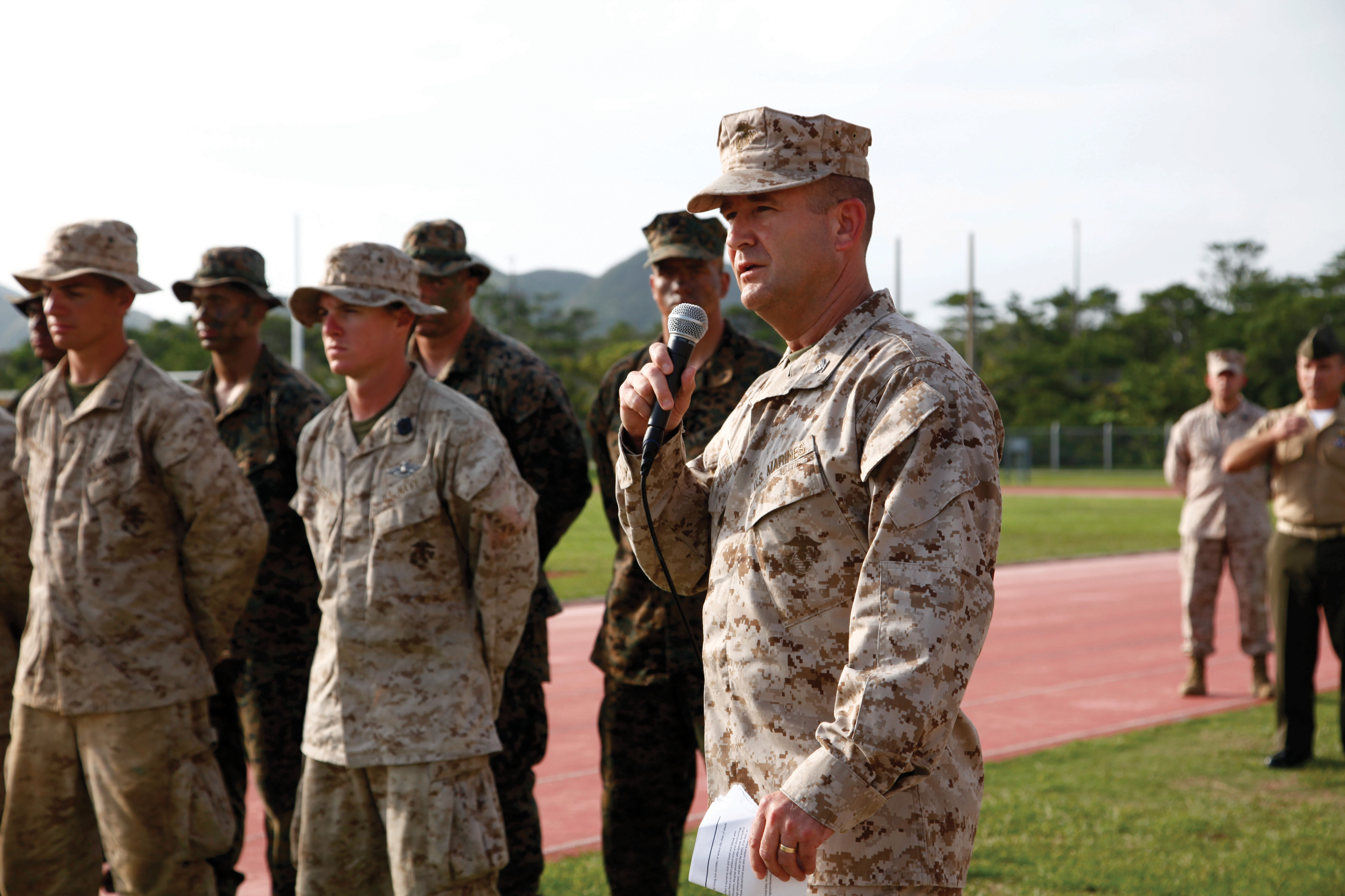 Marines, sailors compete for division title