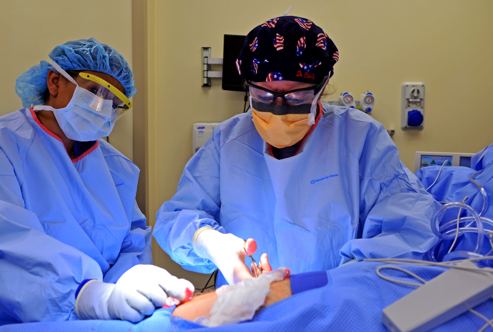 Operating Room: through a surgical technician's eyes > Aviano Air Base ...