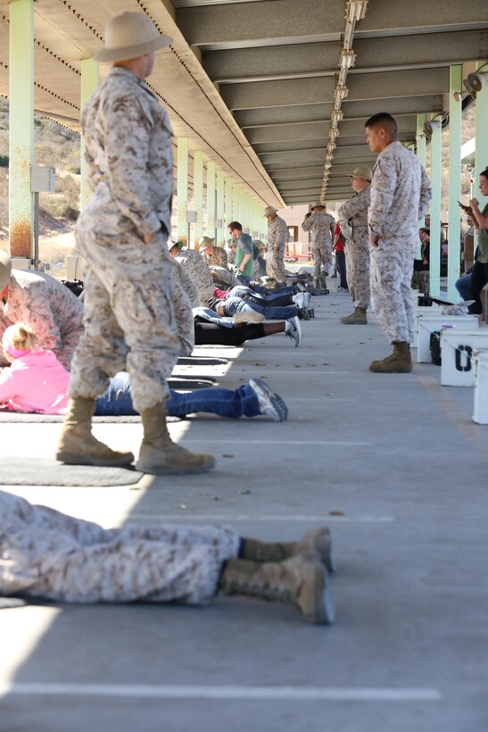 MWCS-38 spouses attend Jane Wayne Day