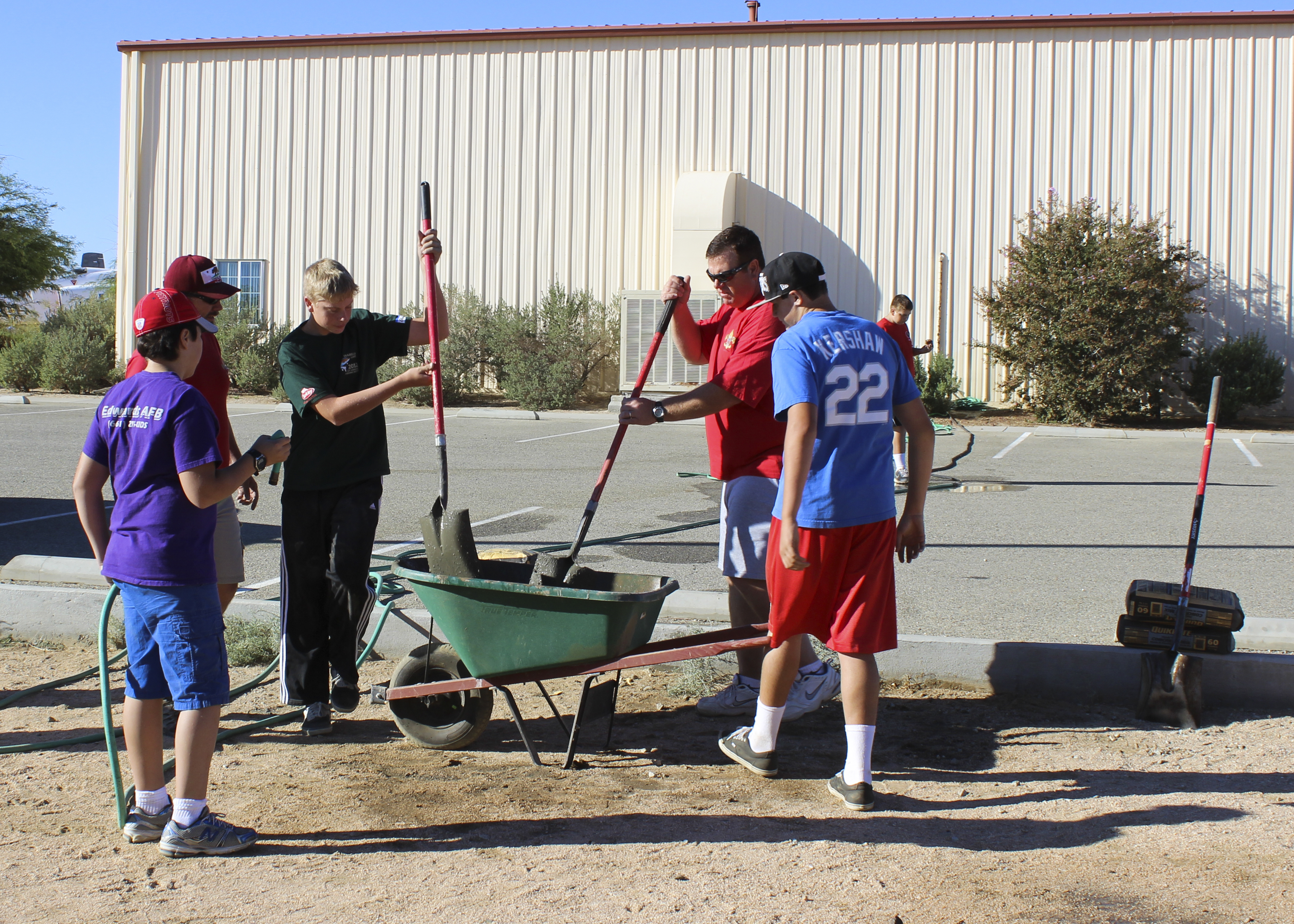 Life scout gives TLC to AFFT Museum T-38 > Edwards Air Force Base > News