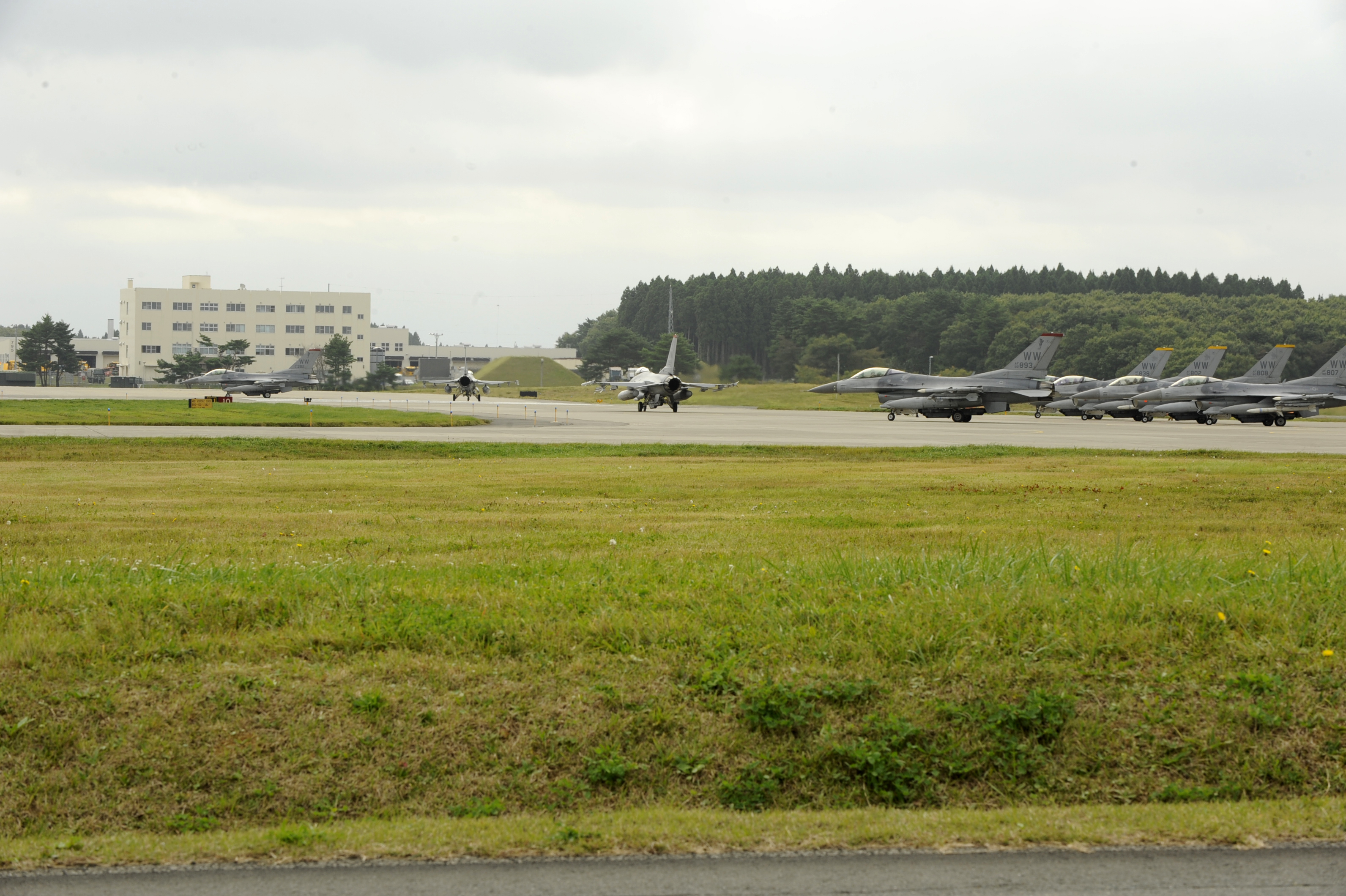 14 FS trains for mission success > Misawa Air Base > Article Display