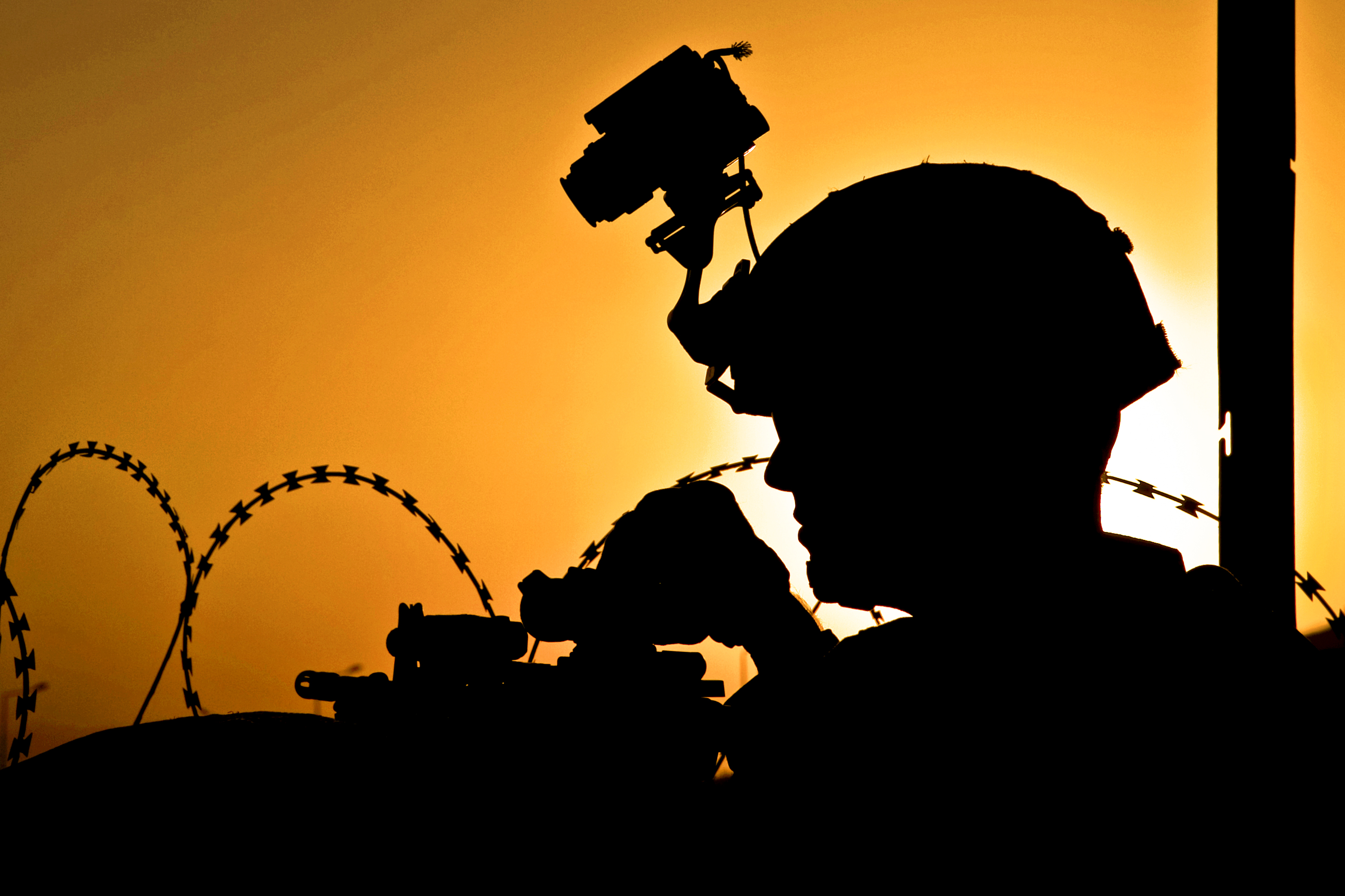 A U.S. soldier pulls security during a battle drill on Forward ...
